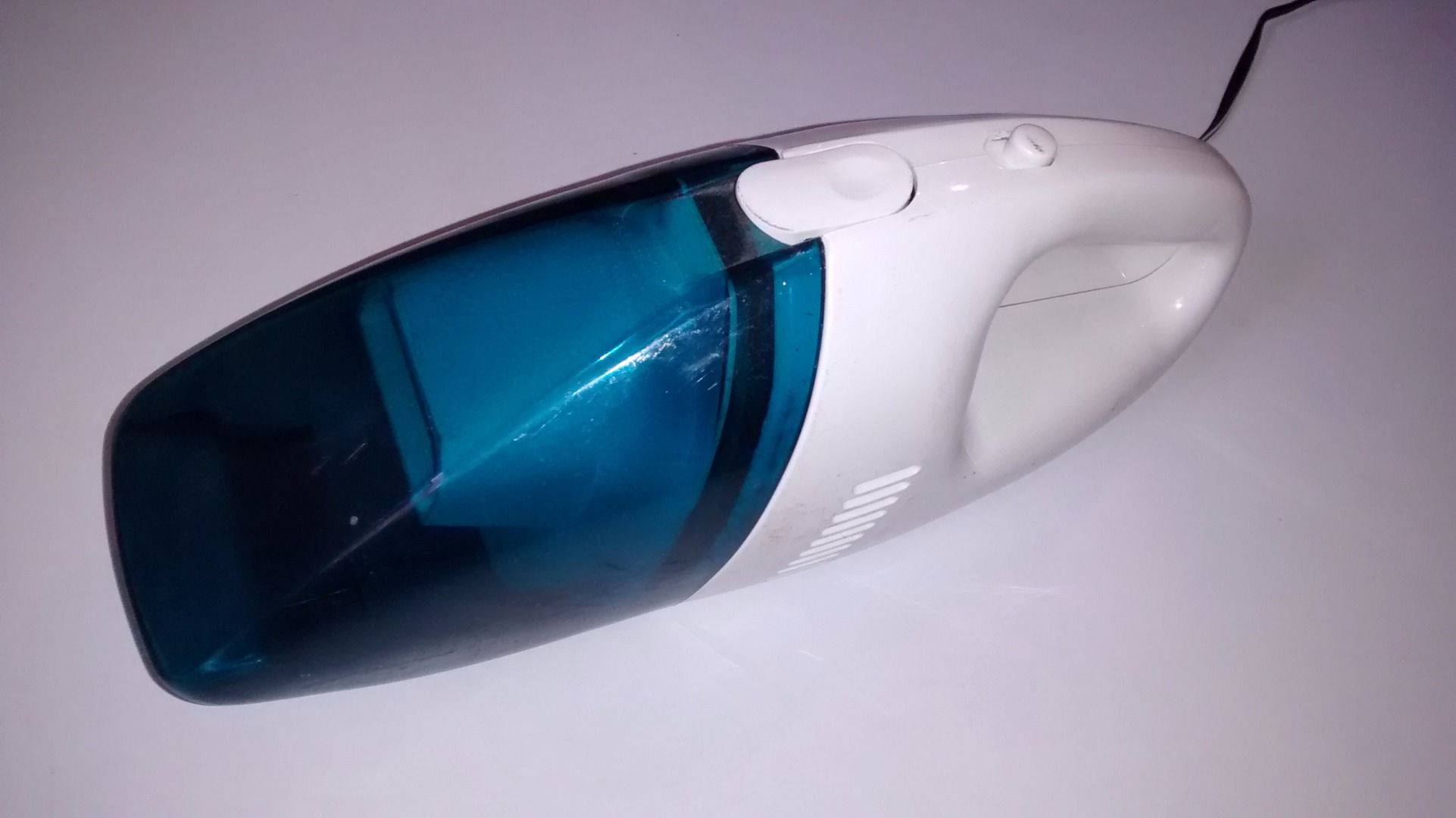 What's Inside? #2: Mini Vacuum Cleaner! (Salvaging Electronic ...