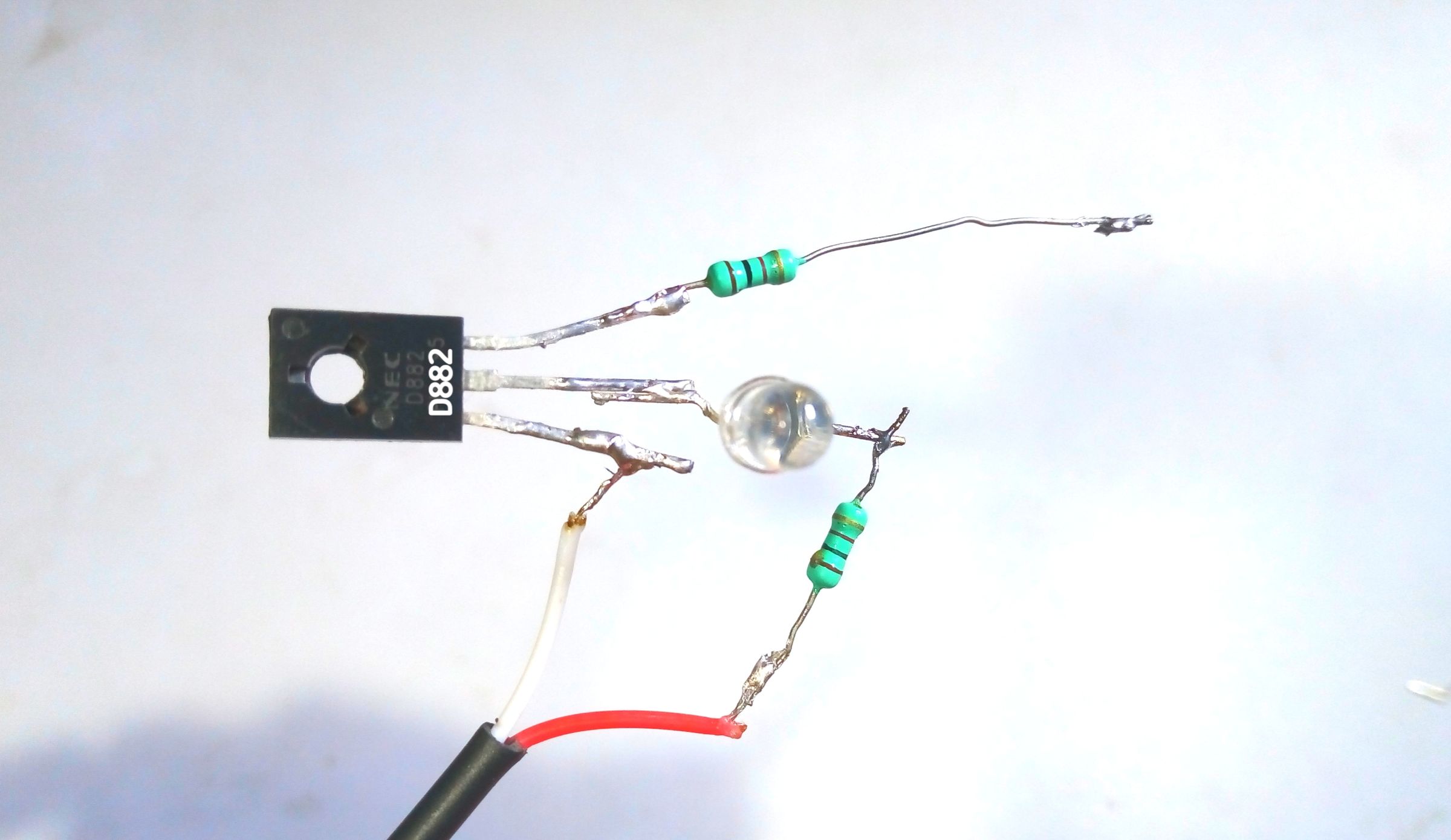 Simple Touch Sensor Using D882 Transistor : 7 Steps - Instructables