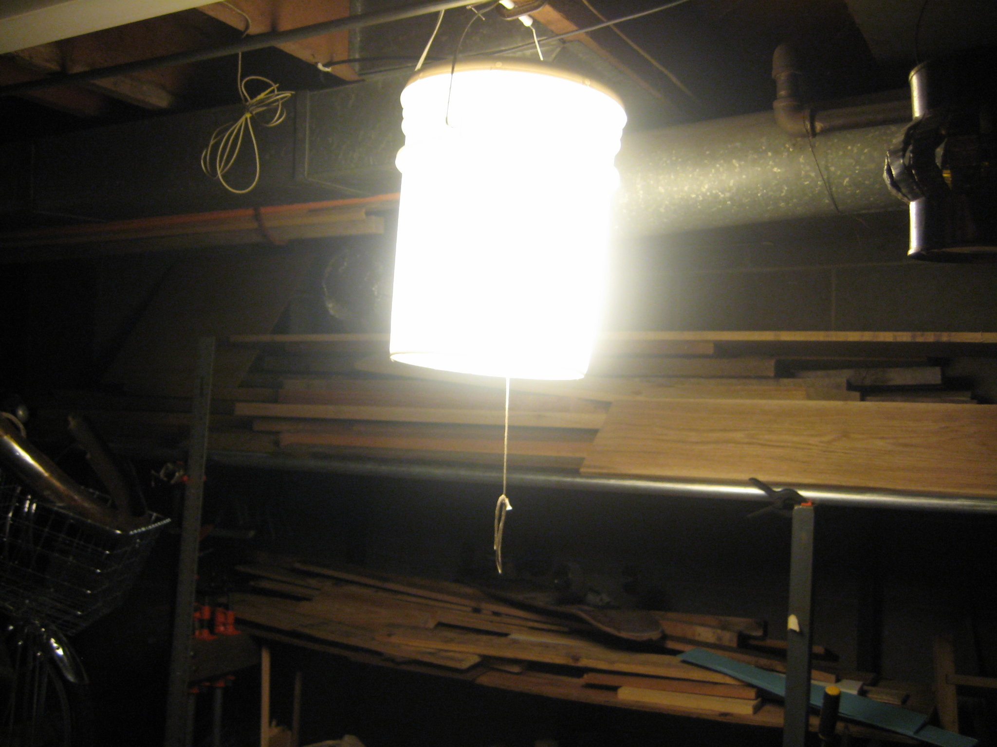 The Bucket Lamp. : 6 Steps (with Pictures) - Instructables