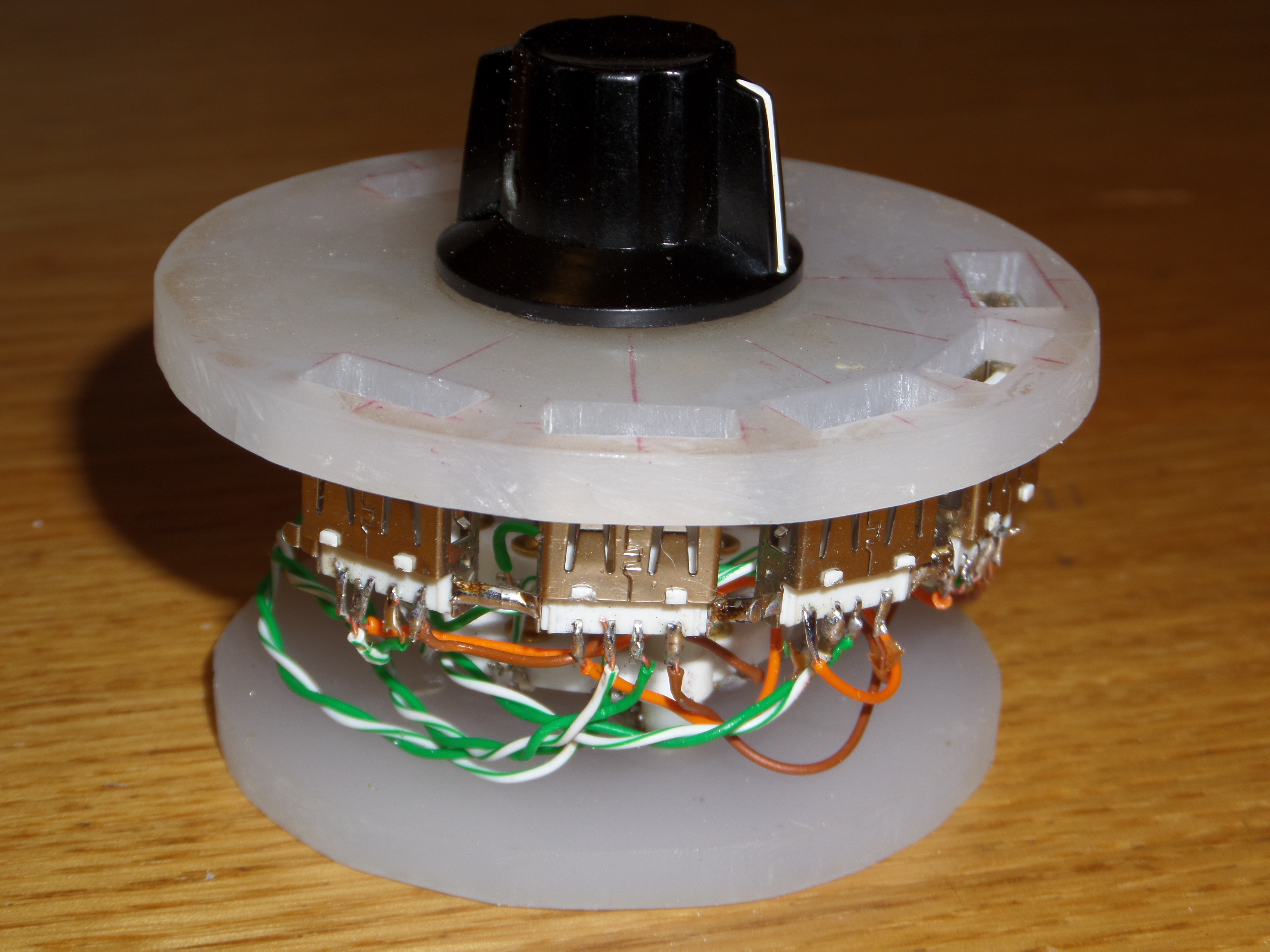 Rotary USB Selector : 5 Steps (with Pictures) - Instructables