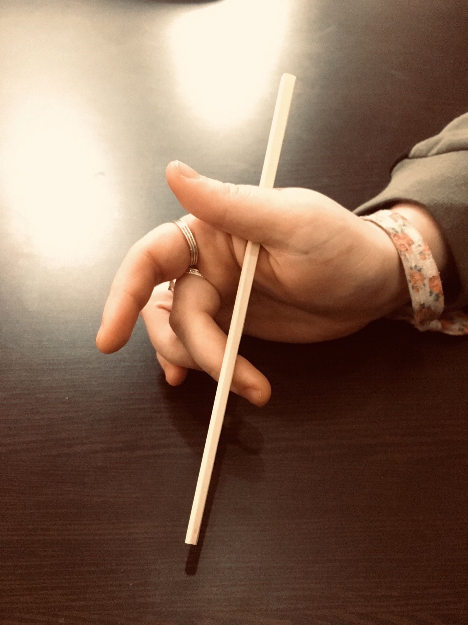 How to Hold Chopsticks : 11 Steps - Instructables