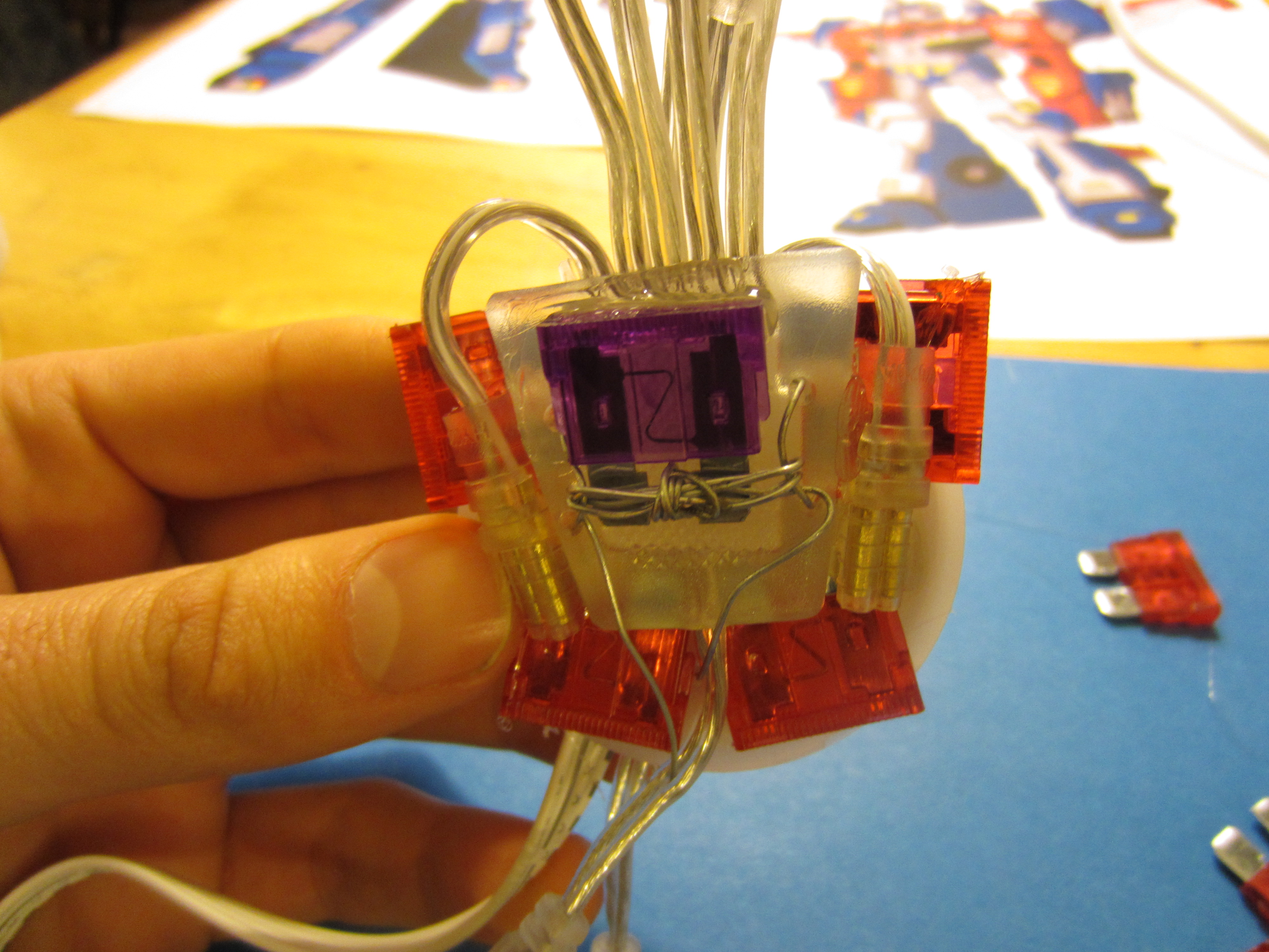 LED Glowbot Toy : 13 Steps (with Pictures) - Instructables