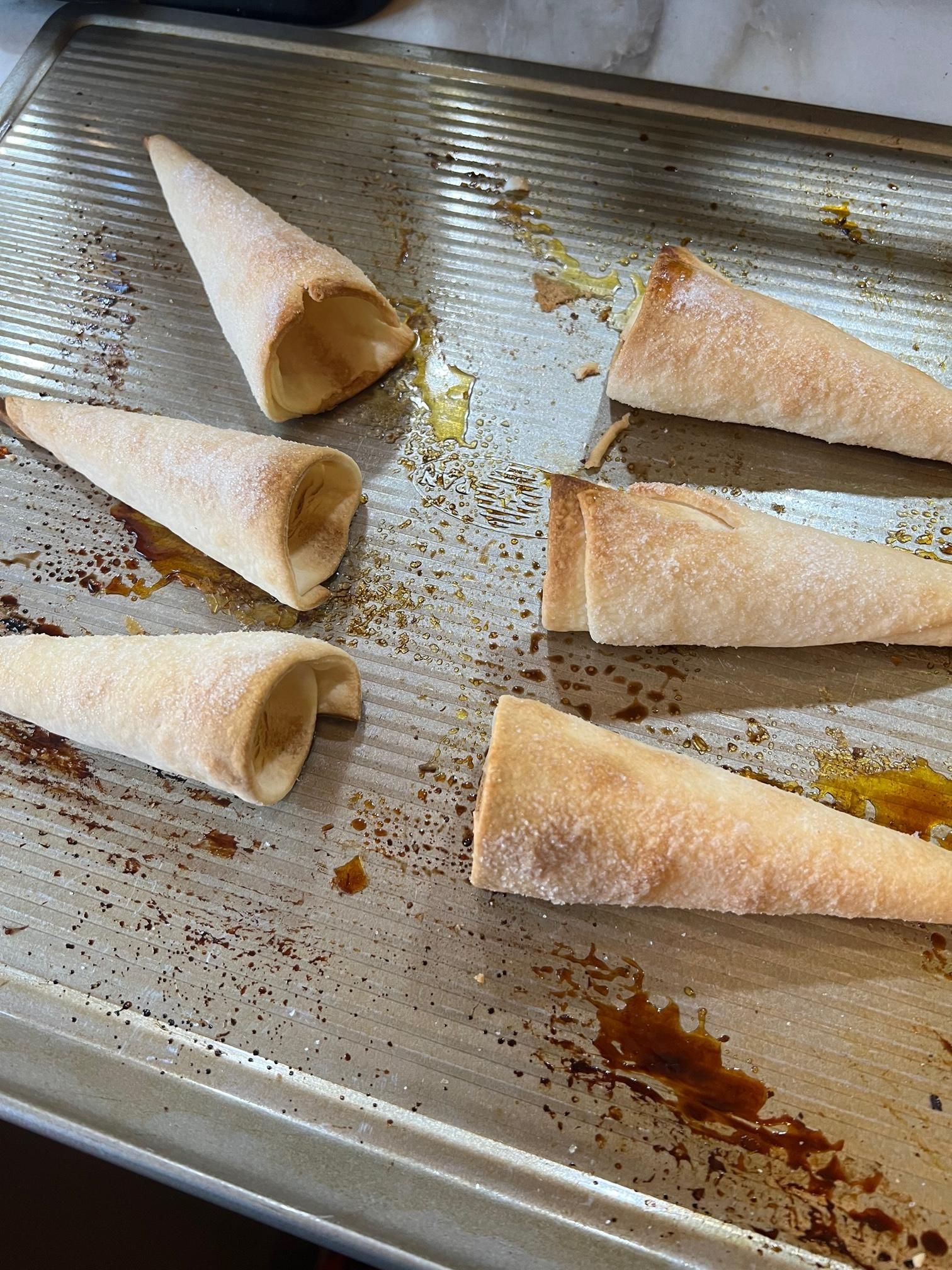 Apple Pie Cones : 16 Steps (with Pictures) - Instructables