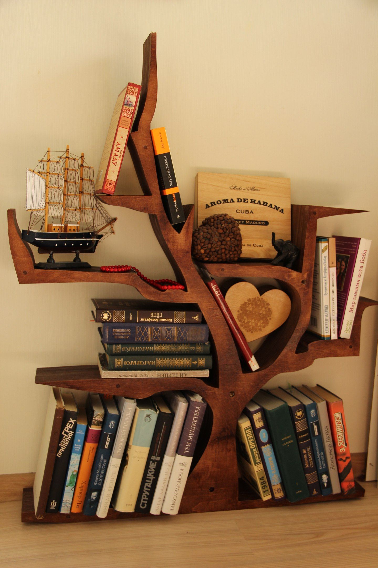 Forest Bookshelf : 4 Steps (with Pictures) - Instructables