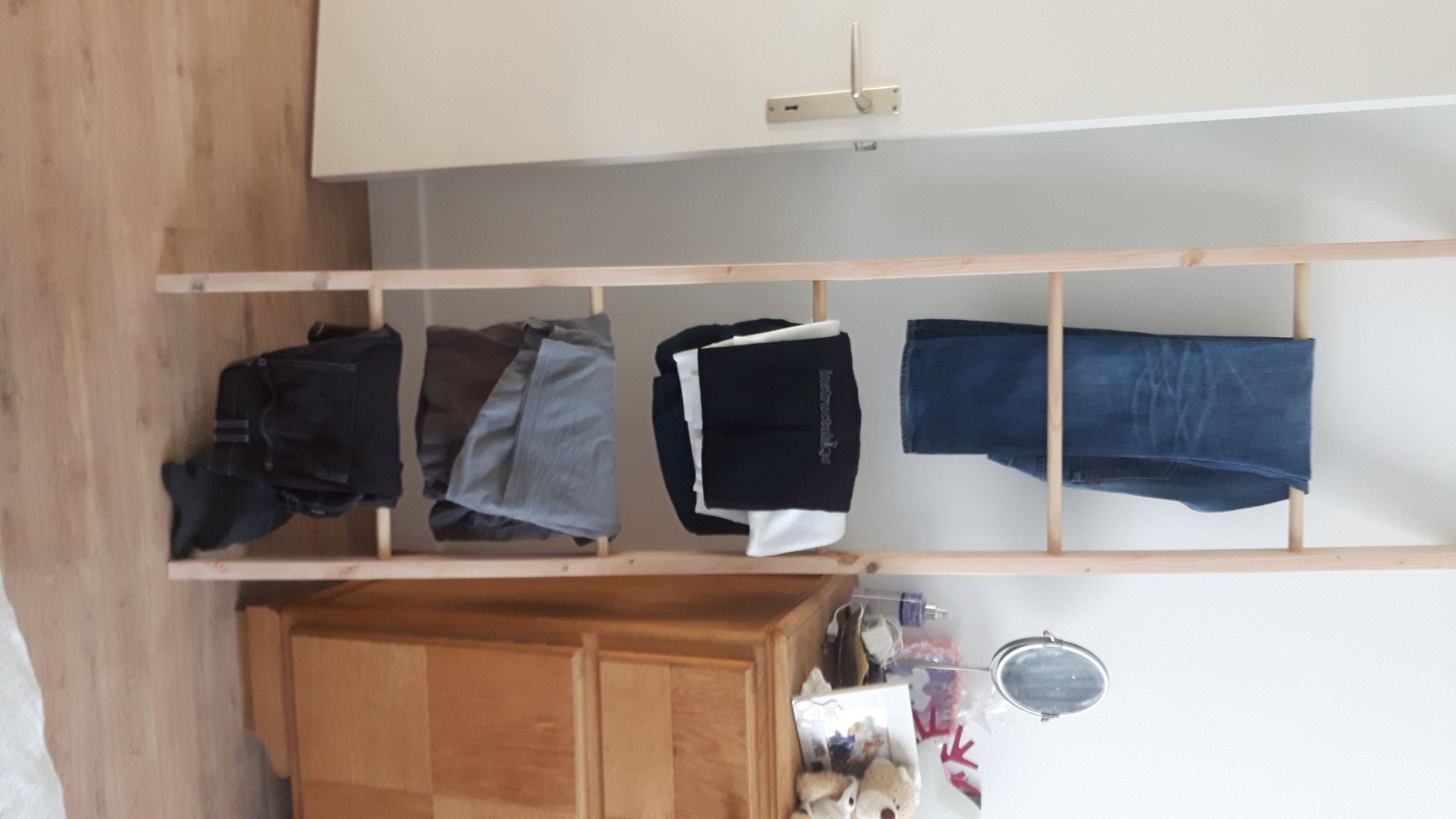 Simple Ladder Clothes Rack : 6 Steps (with Pictures) - Instructables