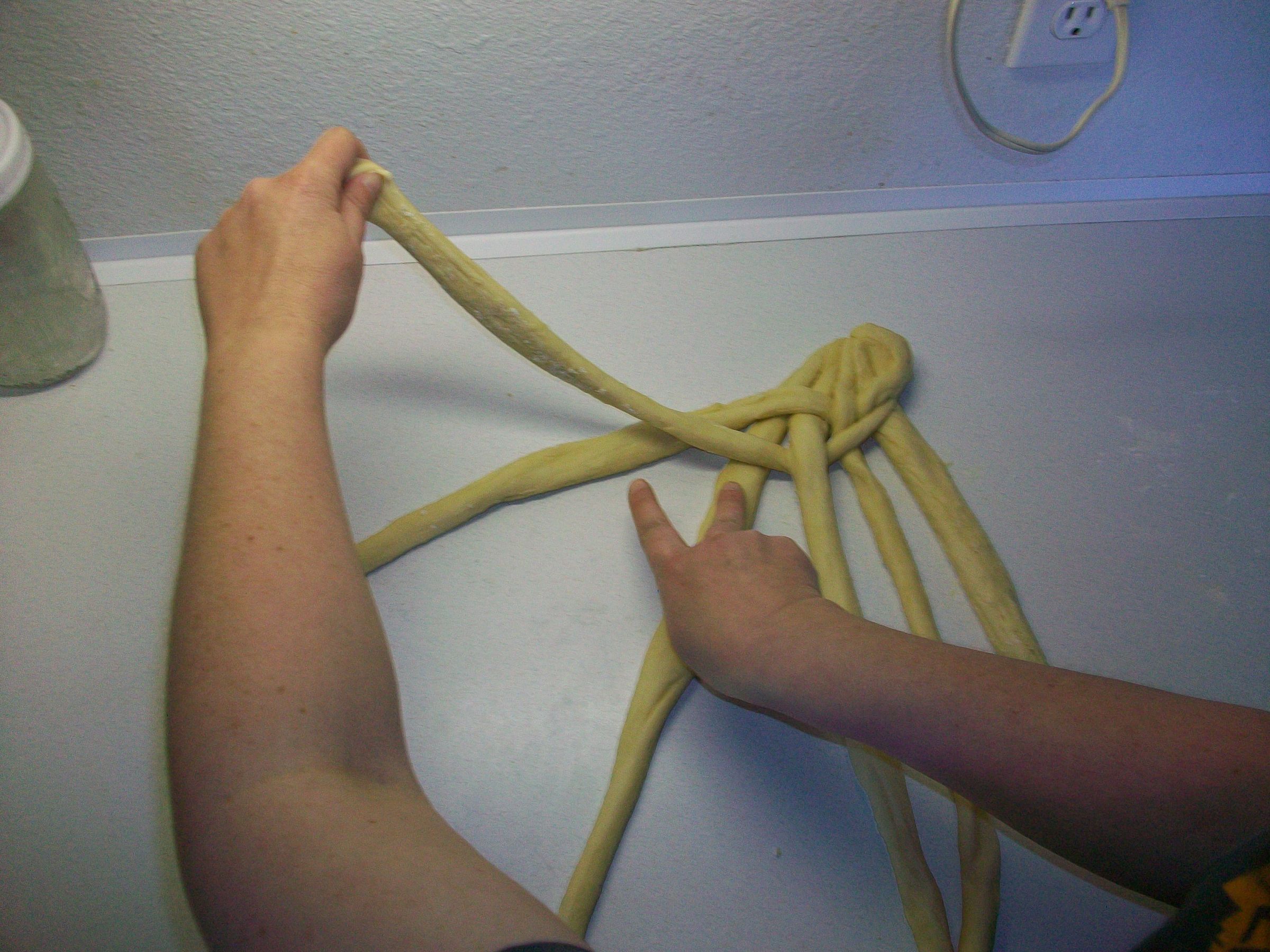 How to Braid Challah - 6 Strand Method : 3 Steps - Instructables