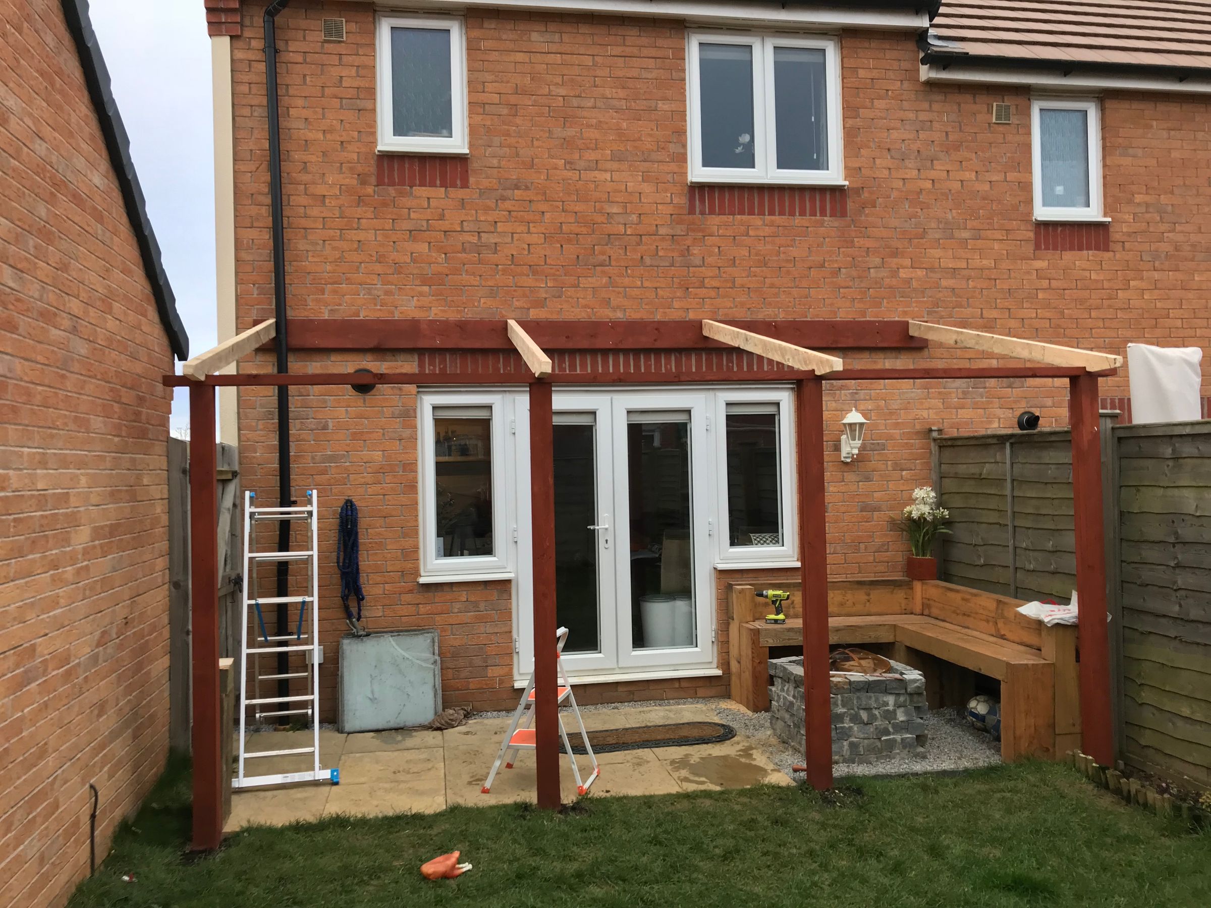 Bench, Lean to and Planter From Re-claimed Wood : 9 Steps (with ...