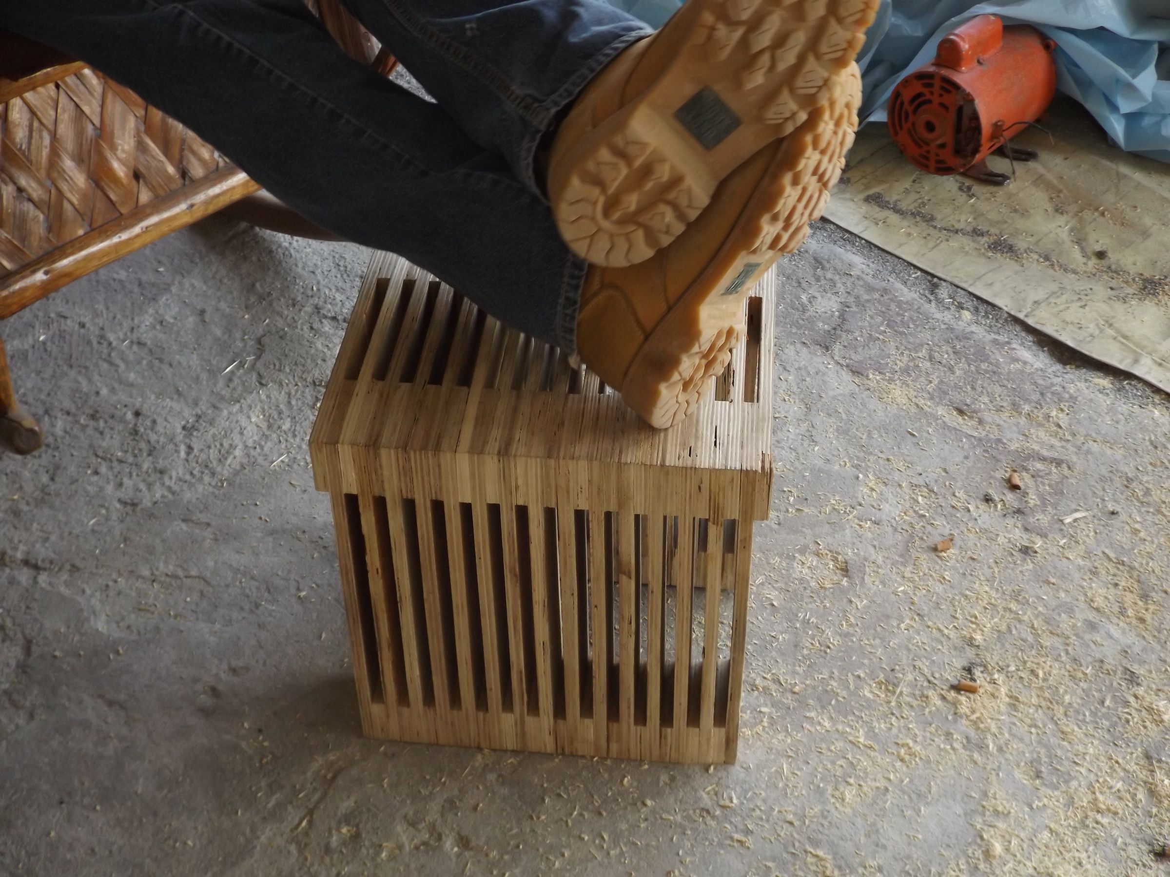 Footstool : 9 Steps (with Pictures) - Instructables
