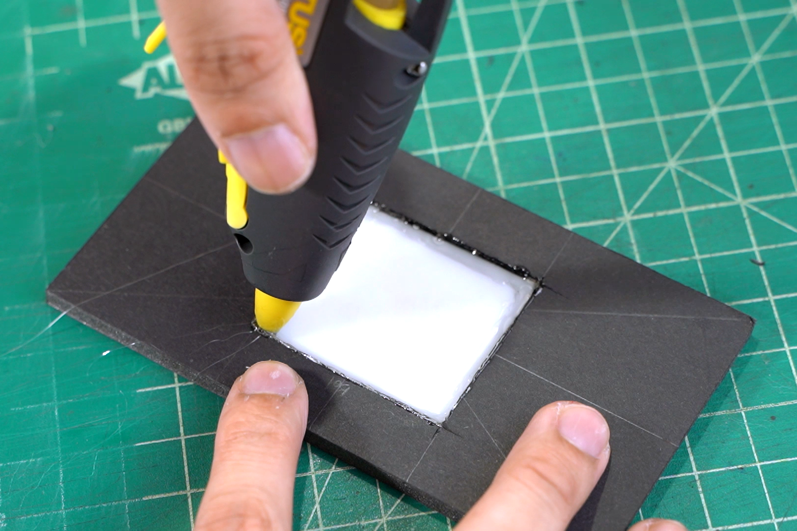 DIY Cardboard Smartphone Film Scanner : 19 Steps (with Pictures ...