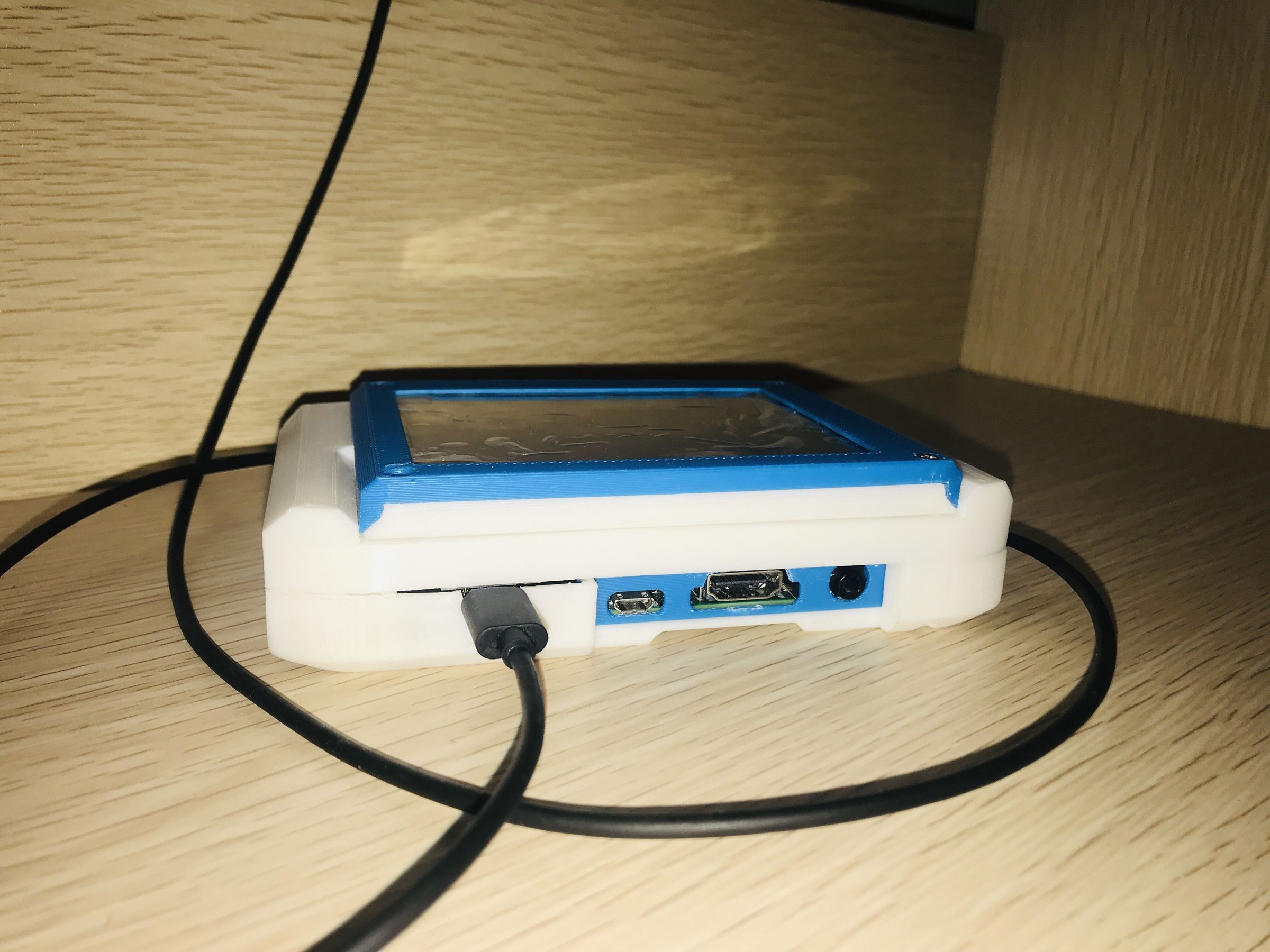 MutantC_v2 - an Easy to Build Raspberry Pi Handheld/UMPC : 8 Steps (with Pictures) - Instructables