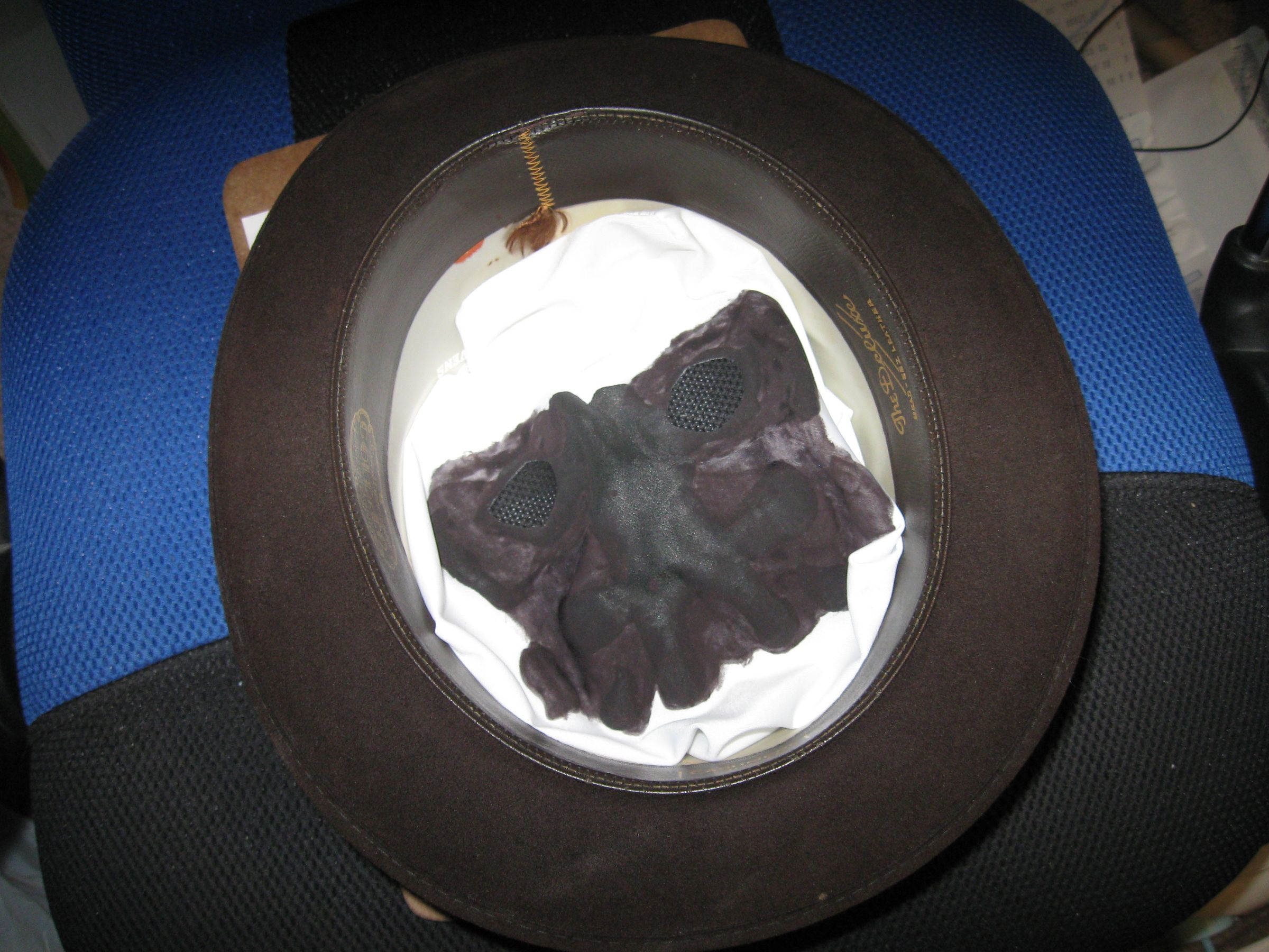 Watchmen Rorschach Costume With Changing Mask : 7 Steps (with Pictures ...