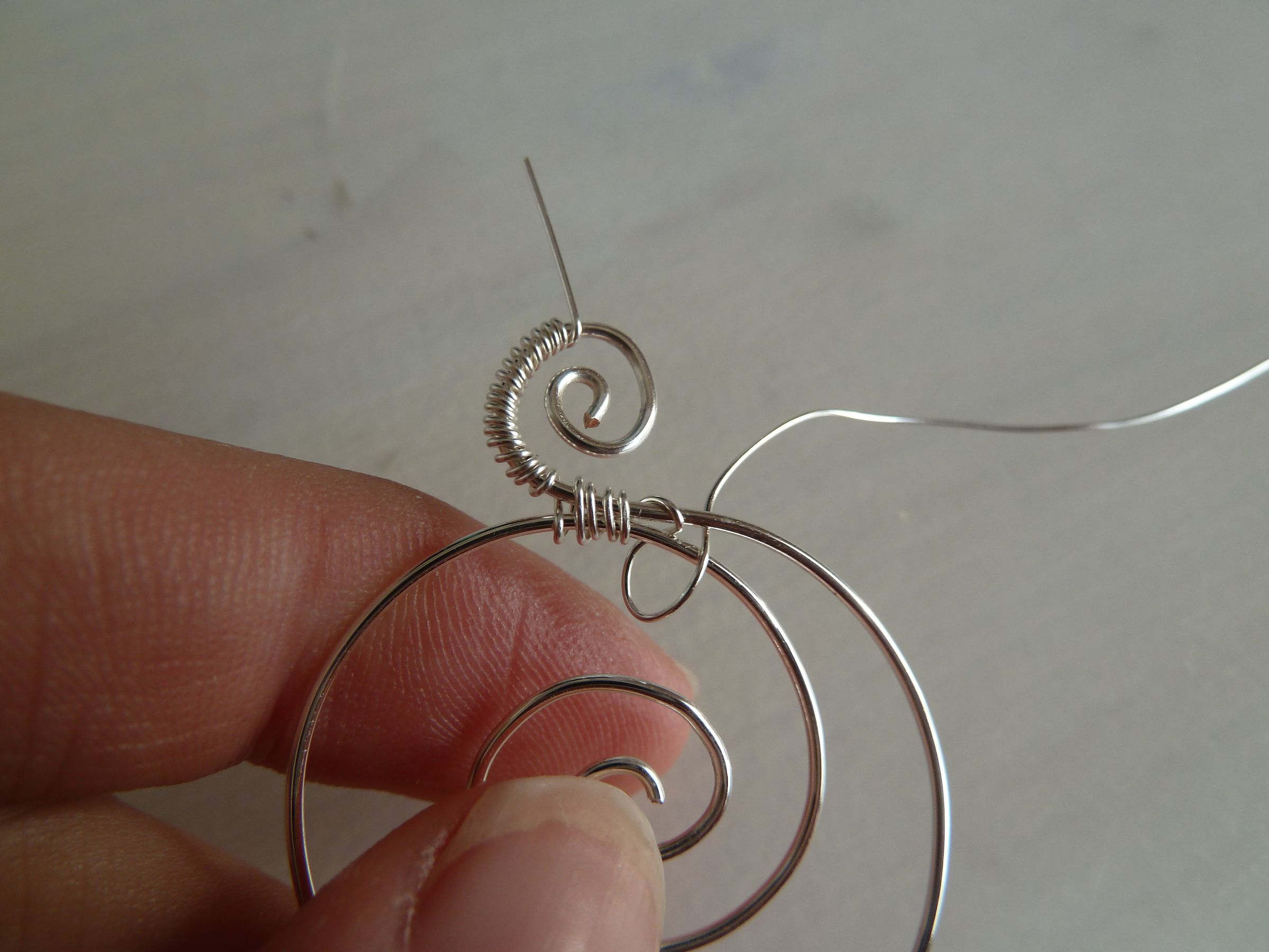 Swirled Wire Beaded Pendant : 18 Steps (with Pictures) - Instructables