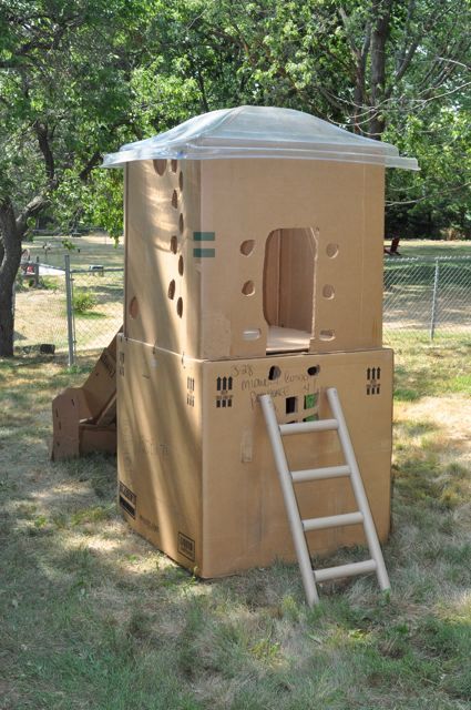2-Story Cardboard Clubhouse : 7 Steps (with Pictures) - Instructables