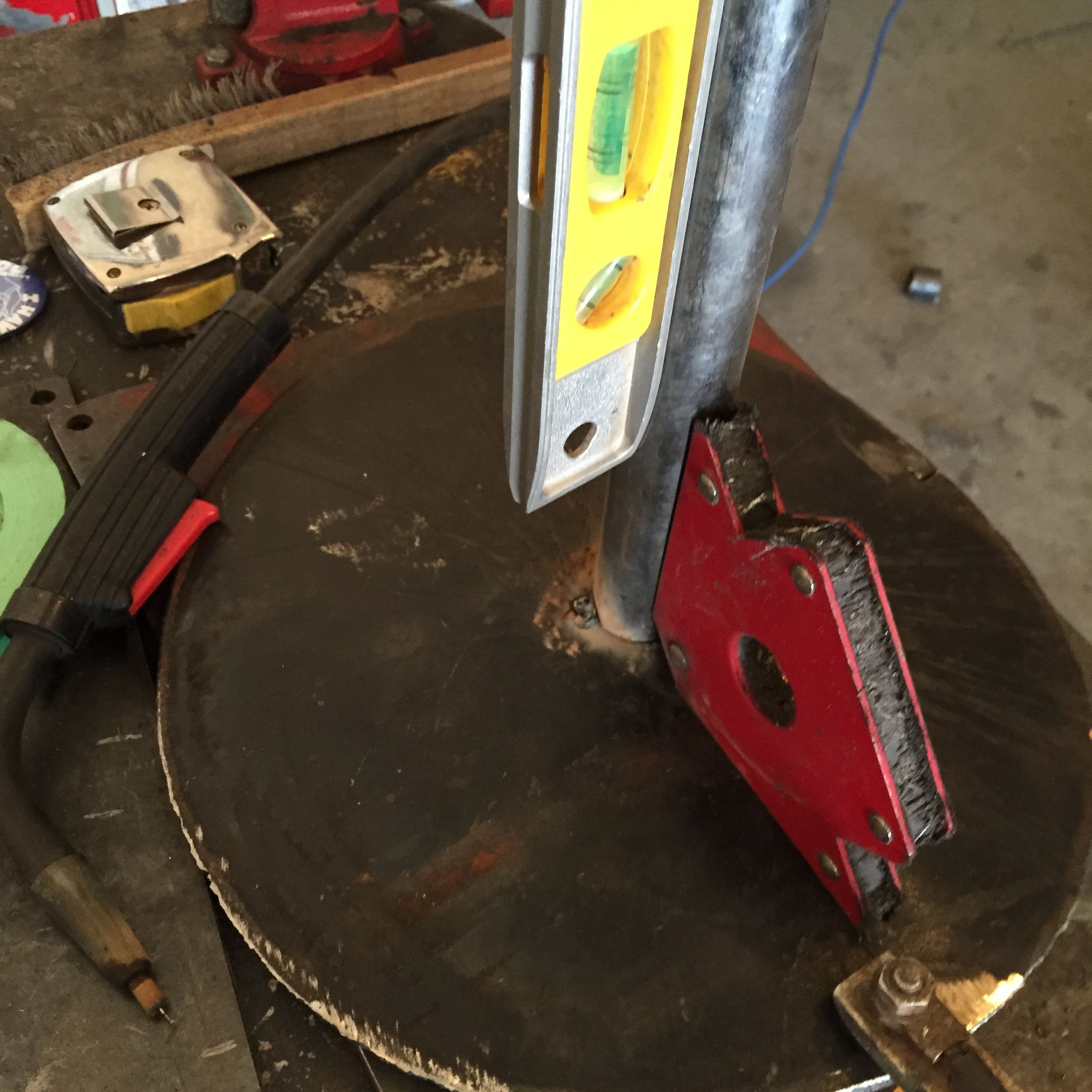 Suspension Stools From Scrap Steel : 12 Steps (with Pictures ...