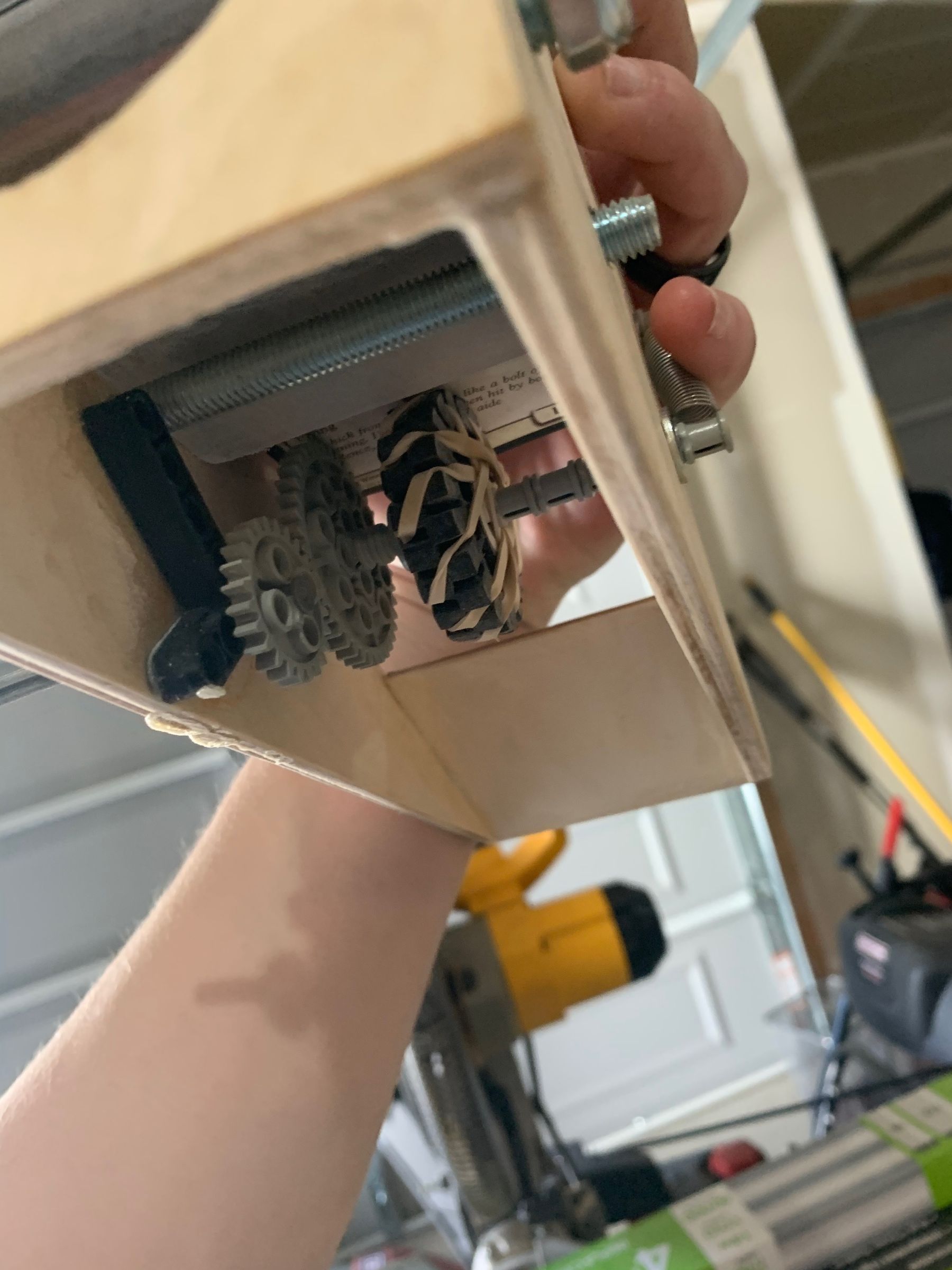 Card Feeder for a Trading Card Machine : 10 Steps (with Pictures ...