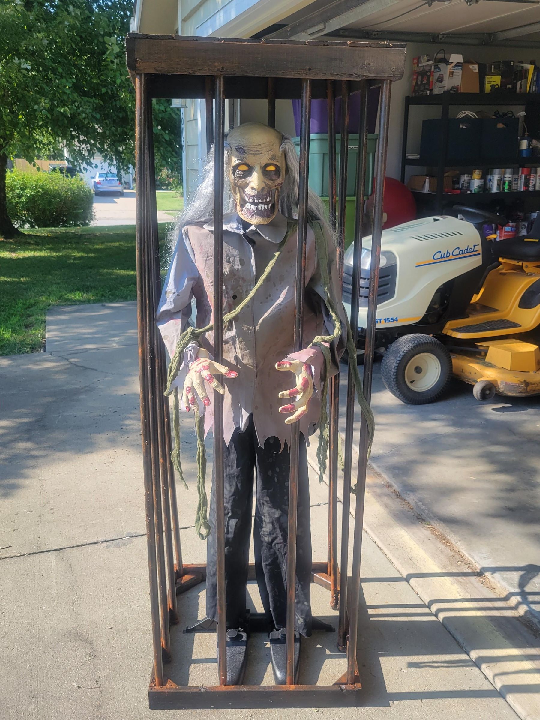 How to Cage Your Killer Zombie This Halloween : 6 Steps (with Pictures ...