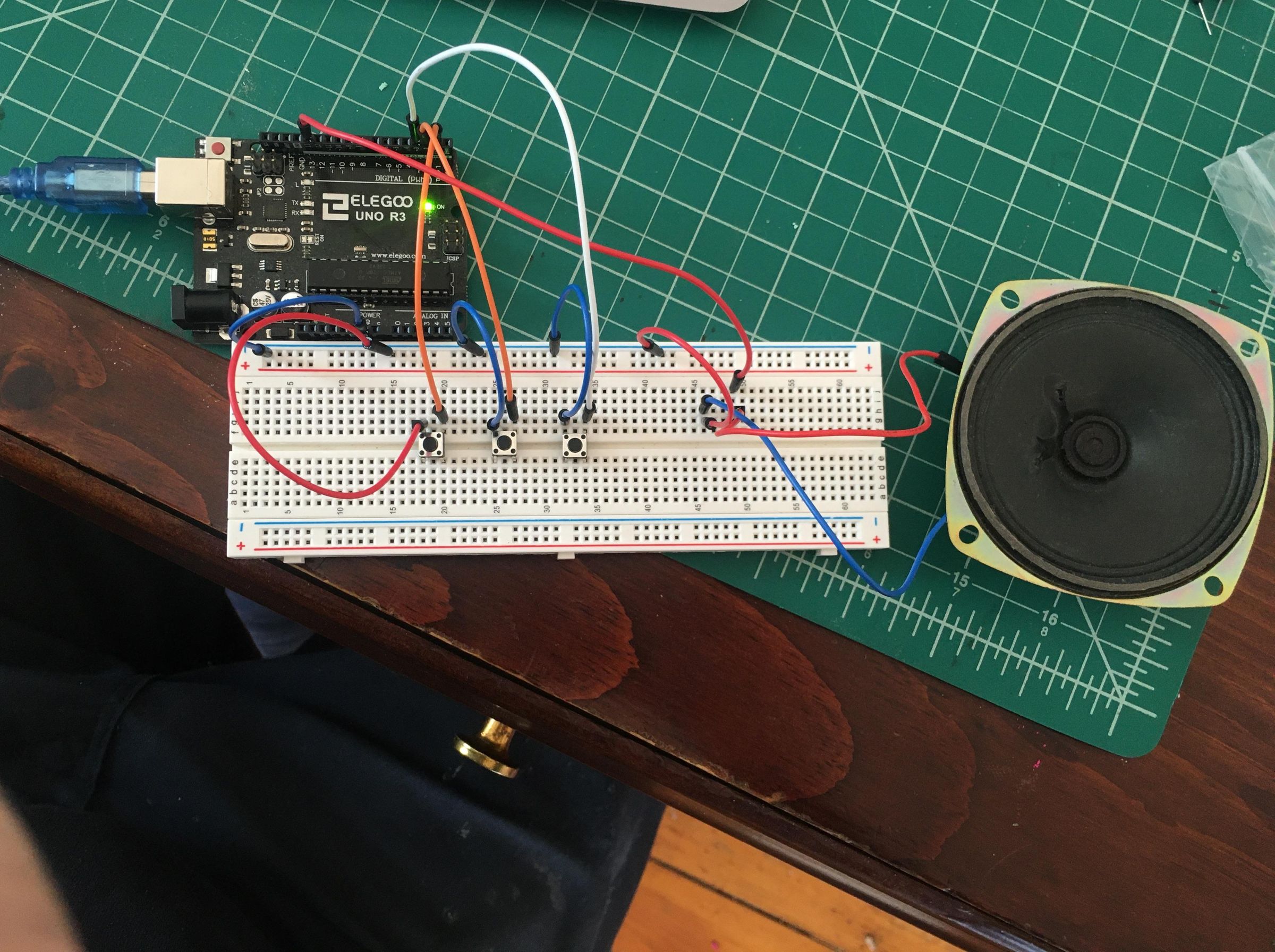 Simple 3 Button Synthesizer With Arduino Uno and Custom Enclosure : 8 ...