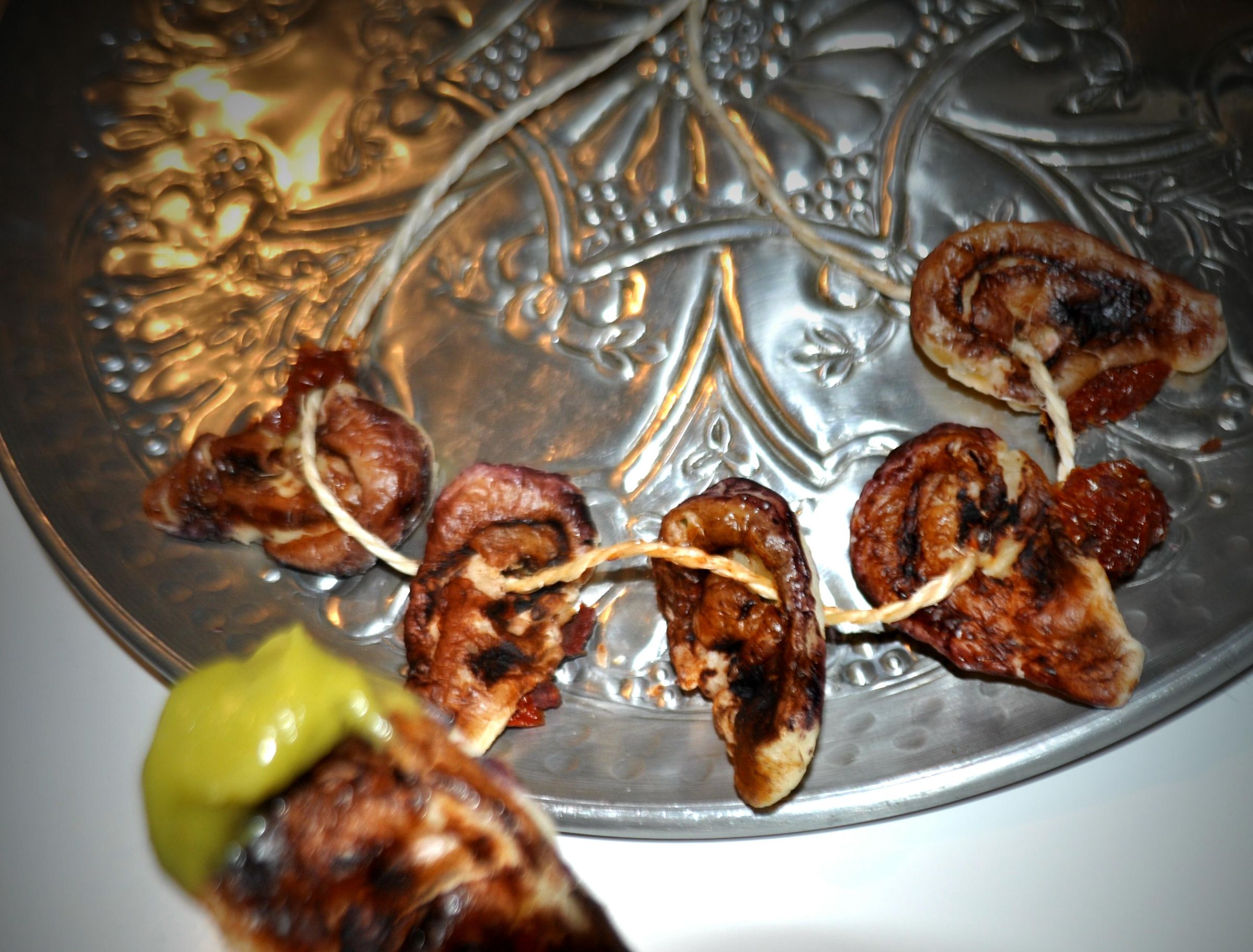 Zombie-Ear Necklace Snack (The Walking Dead) : 7 Steps (with Pictures ...