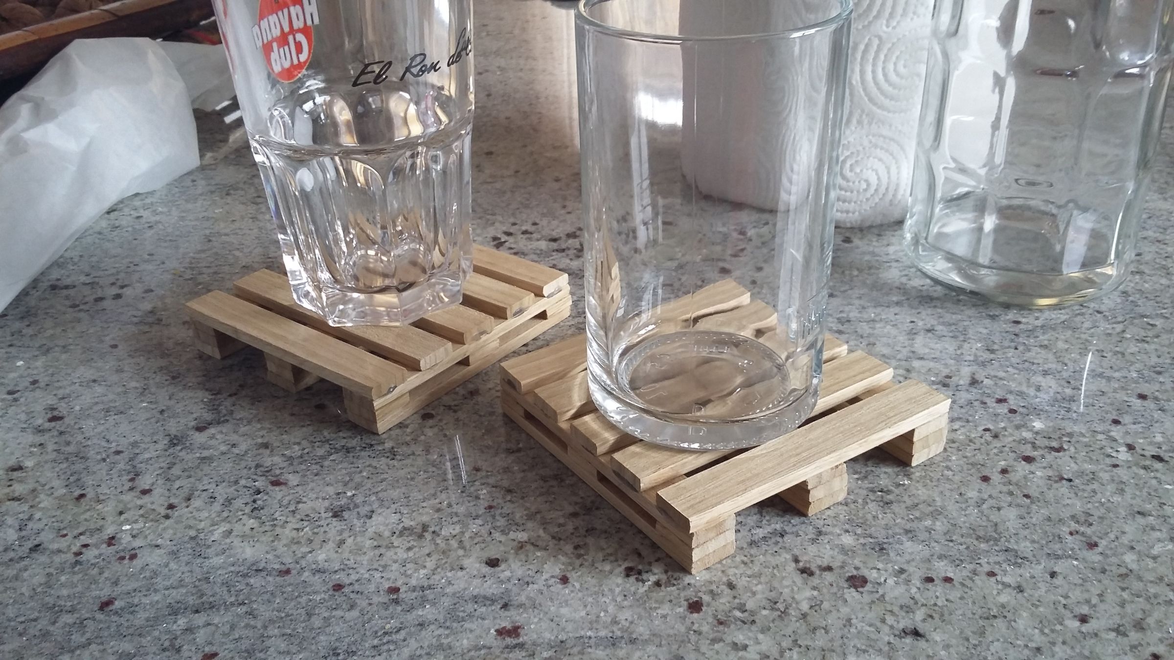 DIY Pallet Coaster : 4 Steps - Instructables