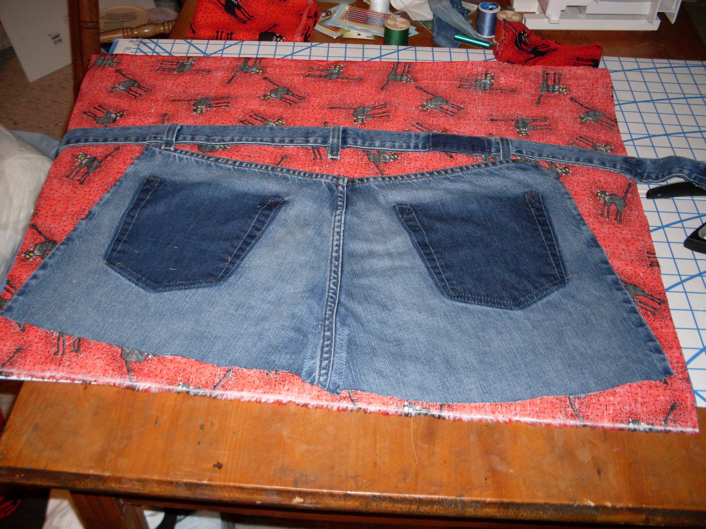 Jeans Apron : 10 Steps (with Pictures) - Instructables