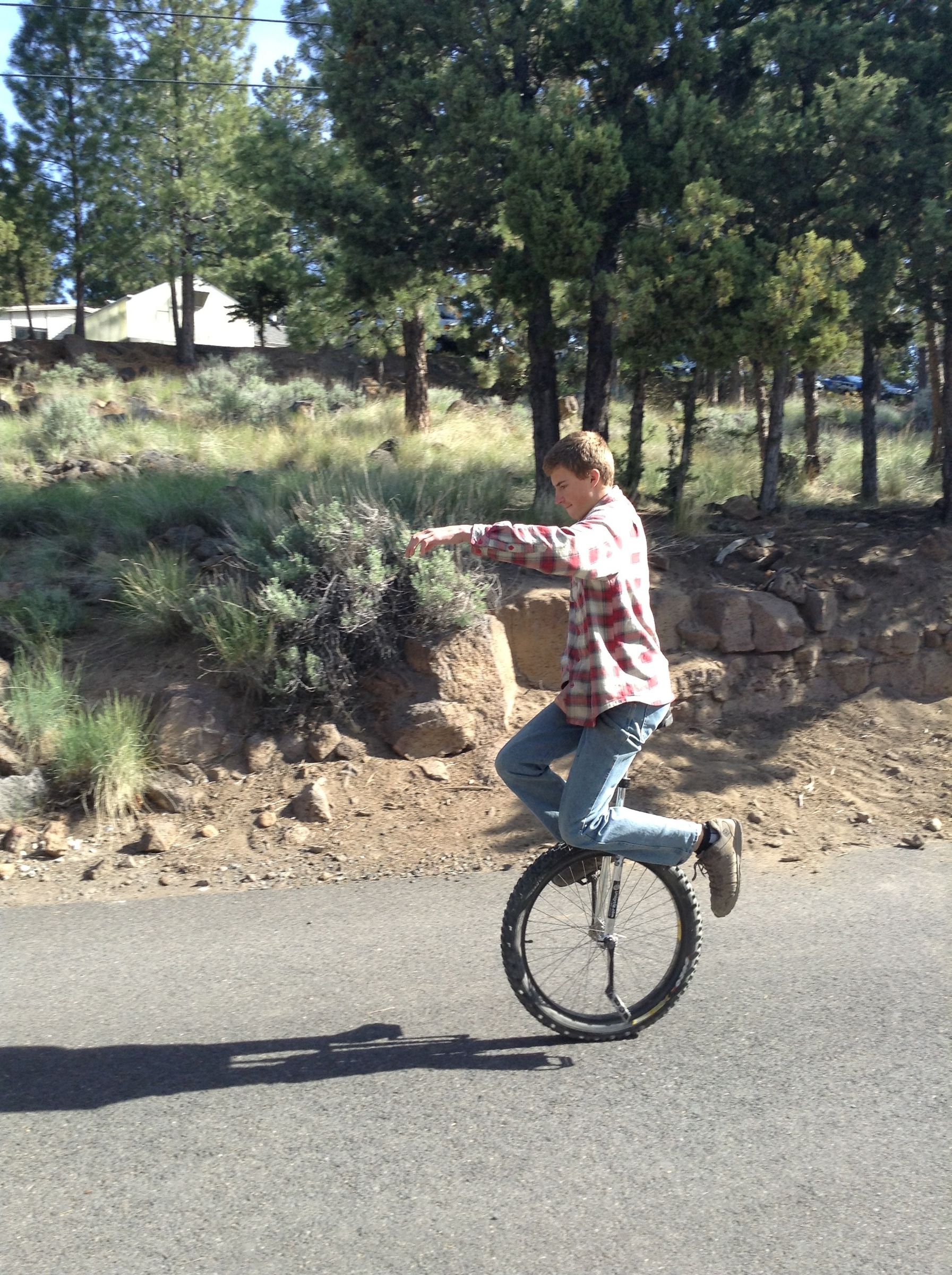 How to Ride a Unicycle... One Footed : 3 Steps - Instructables