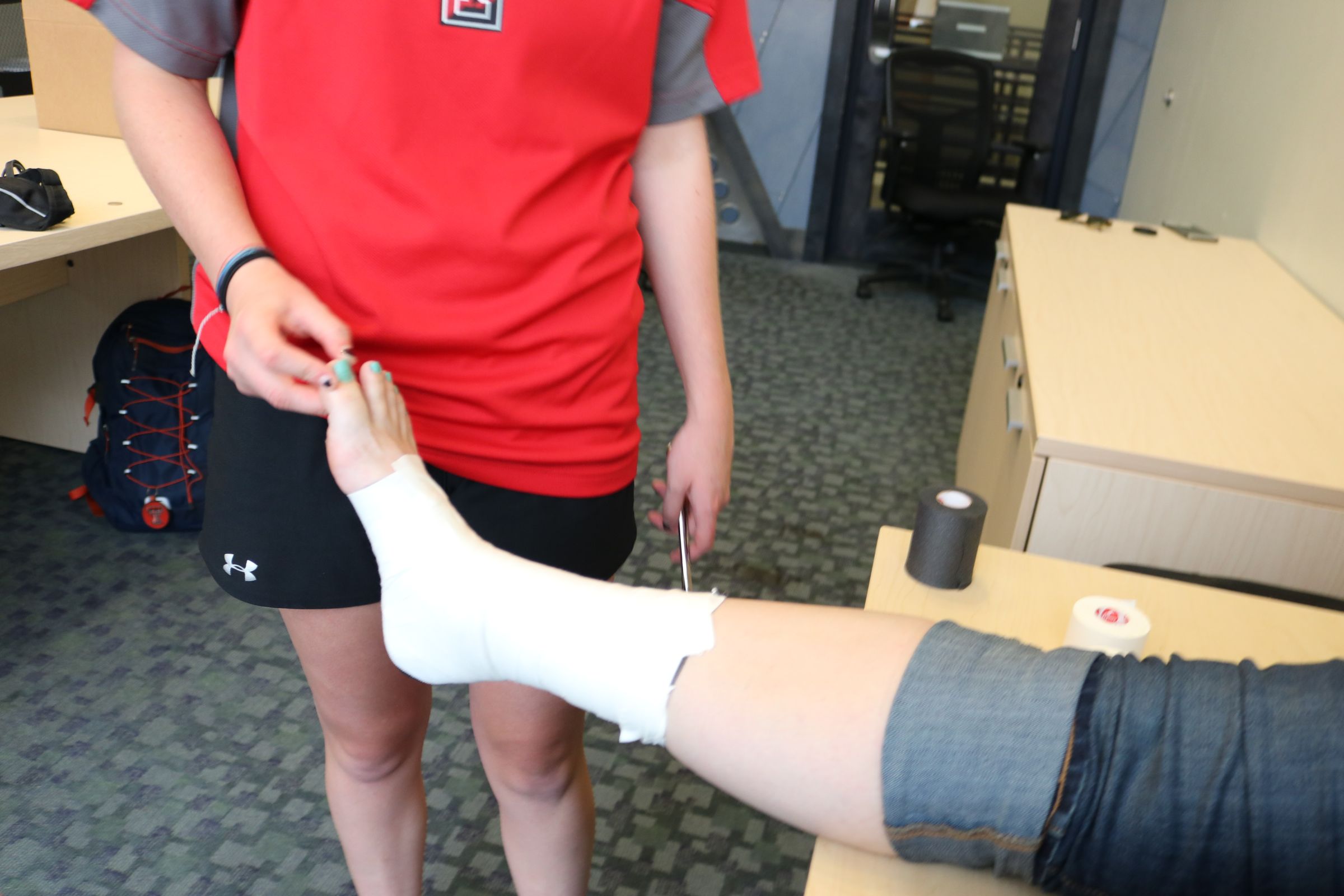 Ankle Taping Made Easy : 17 Steps (with Pictures) - Instructables