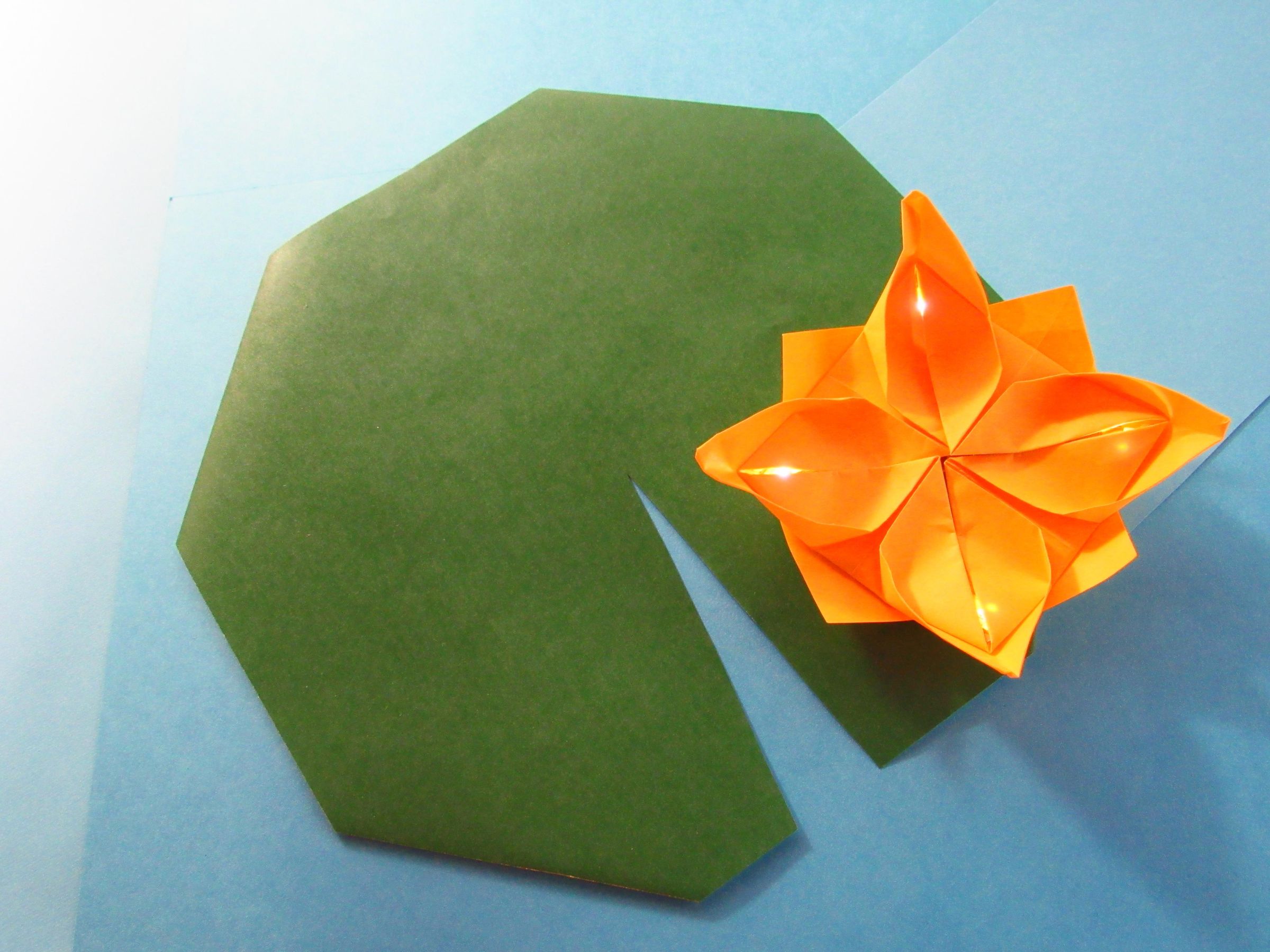 Light-Up Origami Lotus With Chibitronics Magnet-On Reed Switch : 4 ...