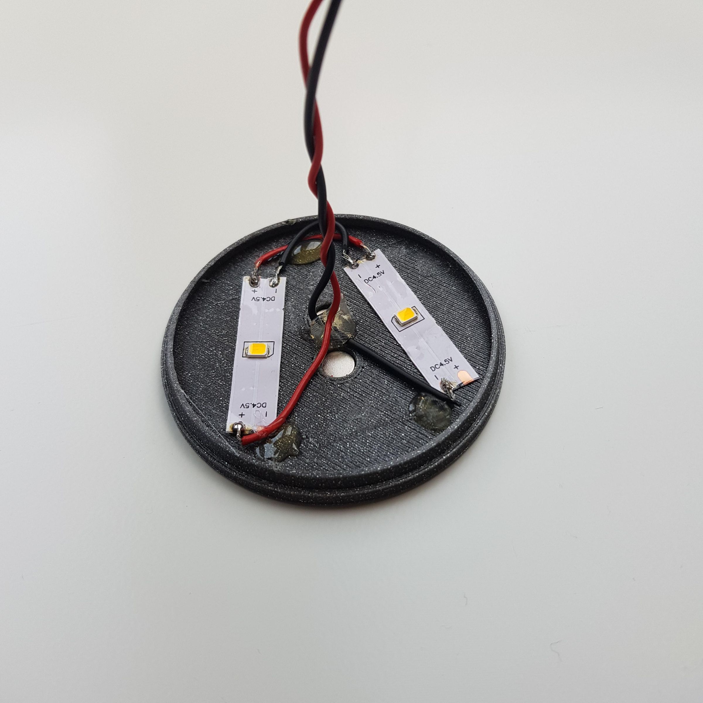 Battery Powered Lamp That Turns on Through the Use of Magnets! : 8 ...