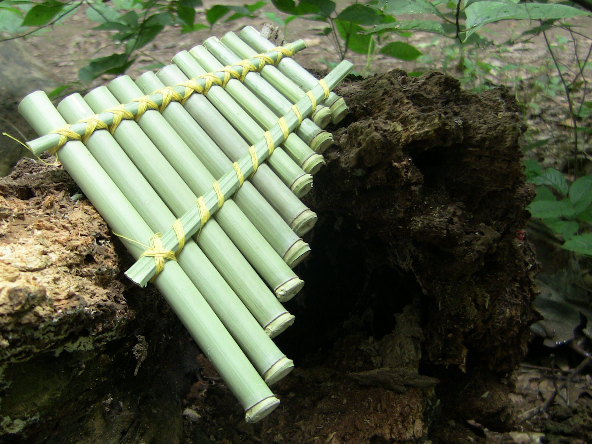 How To Make A Bamboo Flute