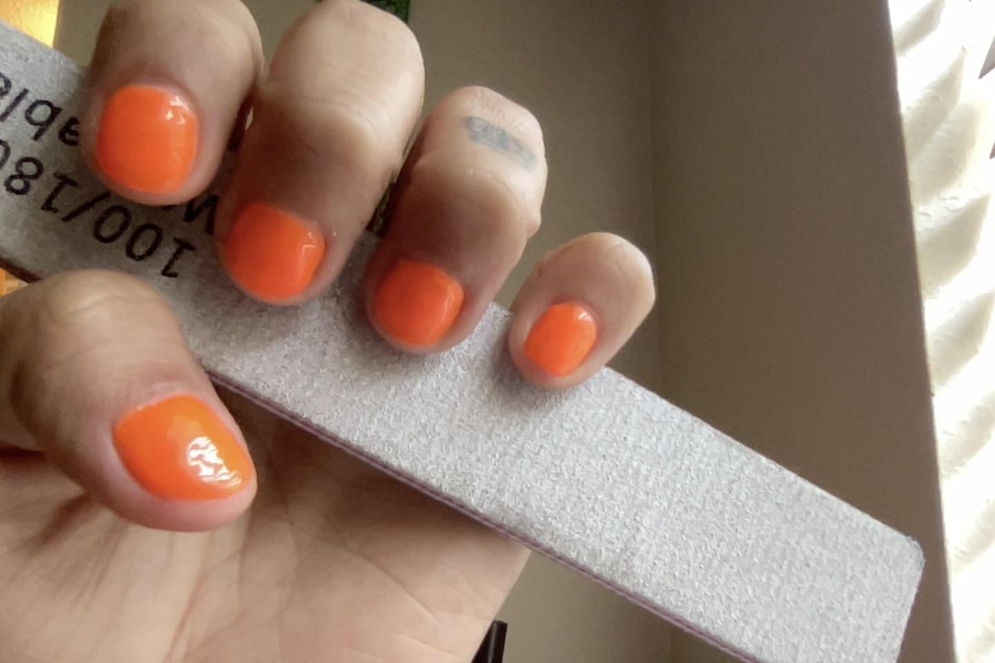DIY Gel Nails : 5 Steps - Instructables