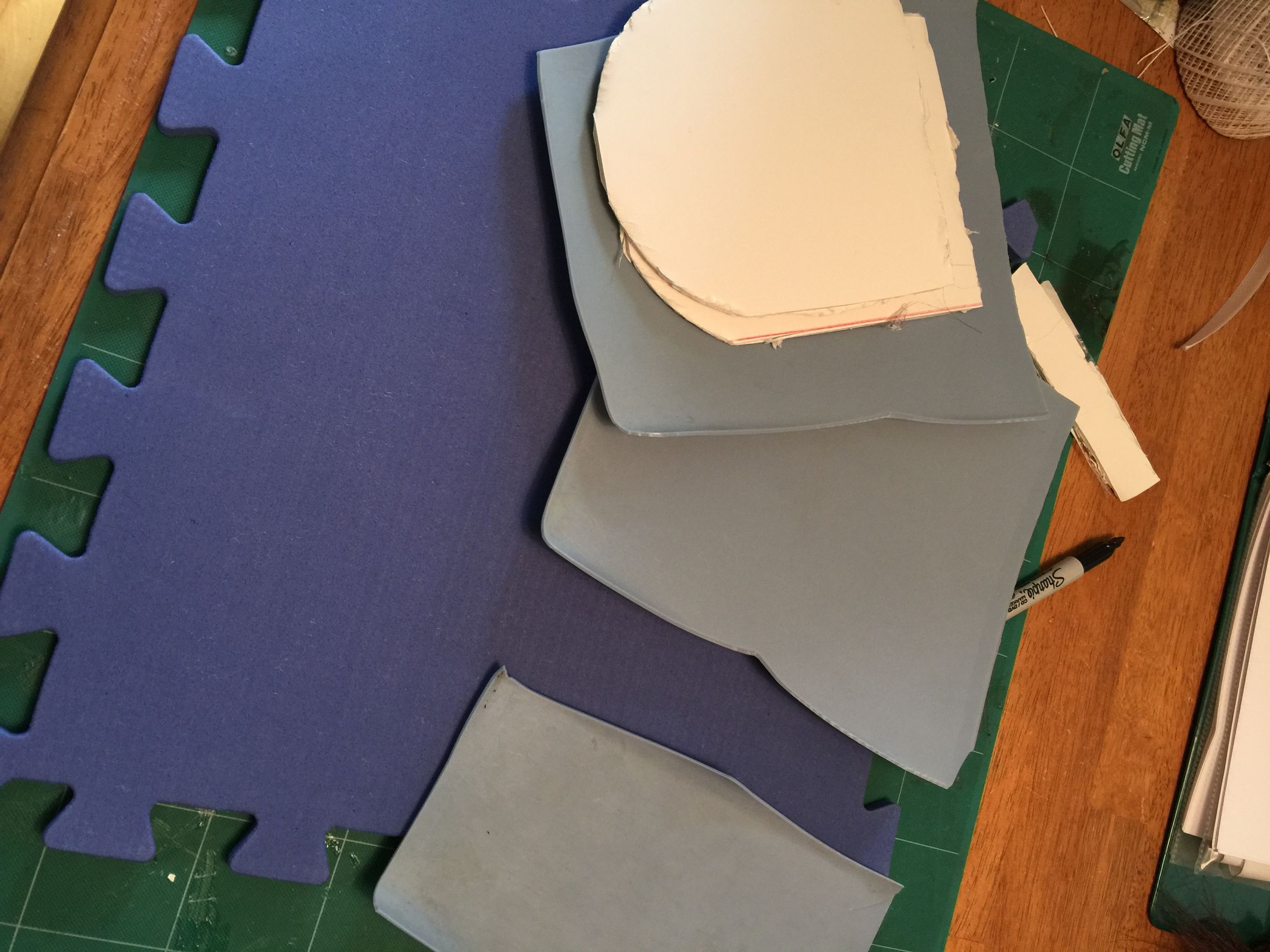 How to Make a Dragon Puppet. : 31 Steps (with Pictures) - Instructables