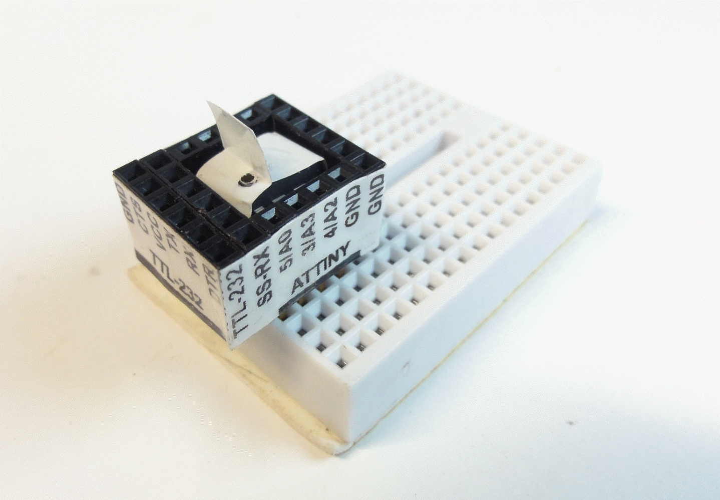 IOT123 - ATTINY85 SOFTWARE SERIAL JIG Assembly : 4 Steps - Instructables