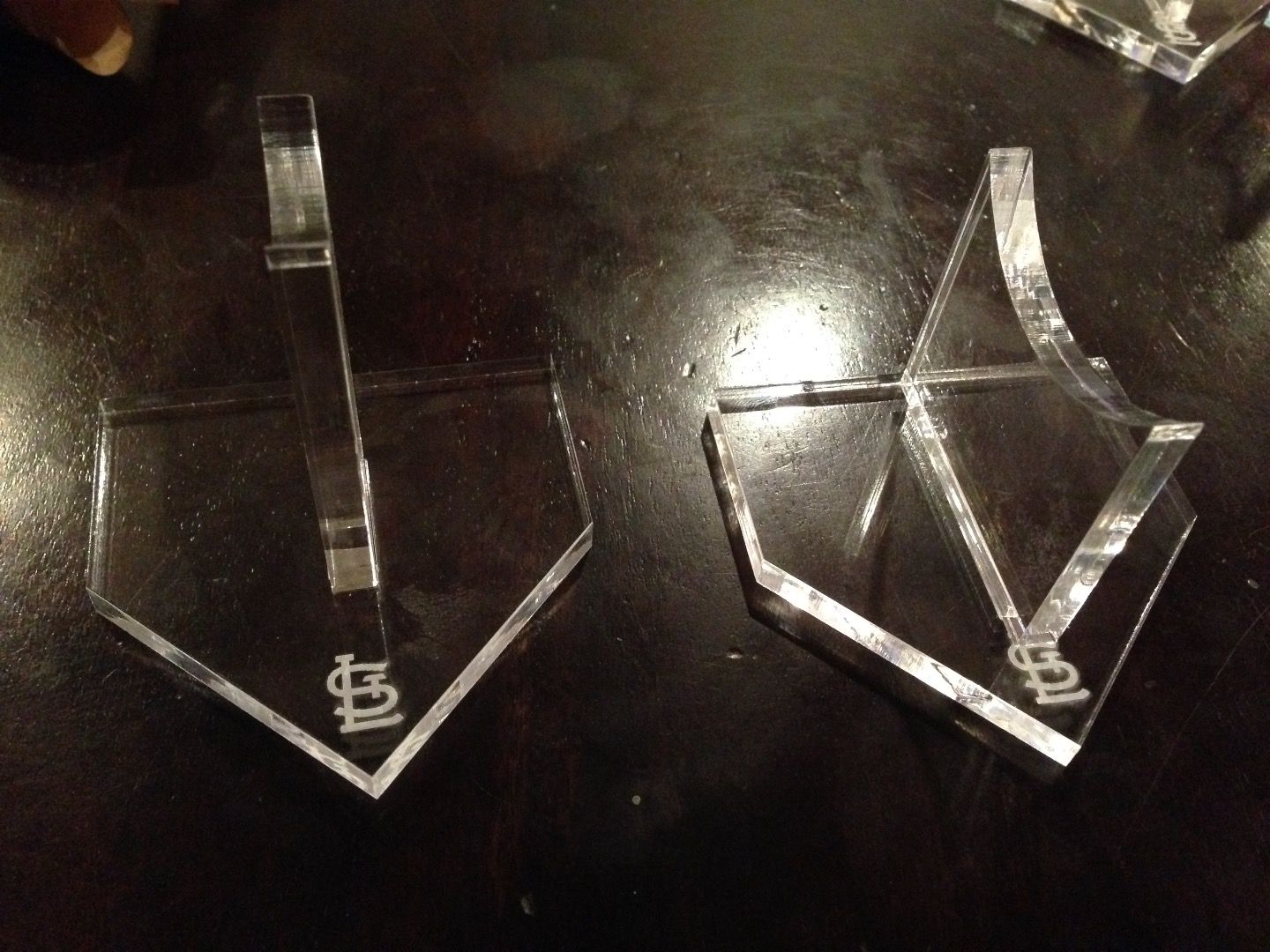 Custom Acrylic Baseball Bat Stand : 5 Steps - Instructables