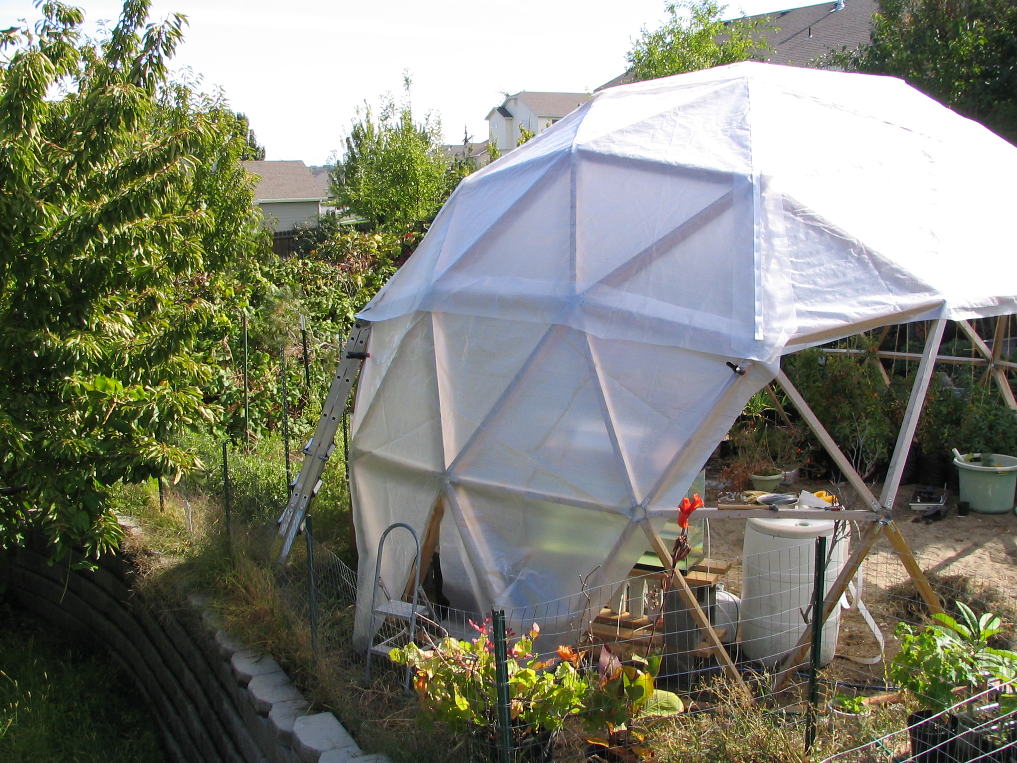 Geodesic Cedar Greenhouse : 9 Steps (with Pictures) - Instructables
