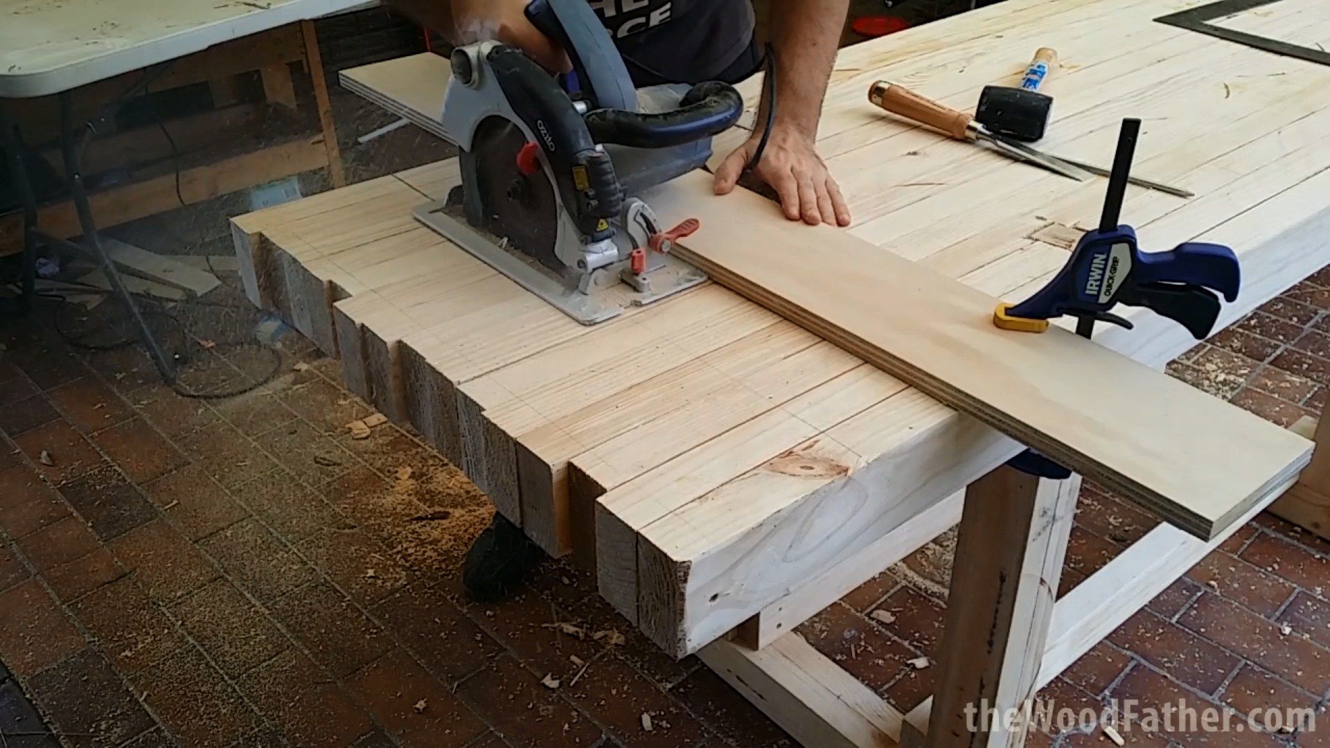 A Solid and Cheap 2x4 Workbench : 10 Steps (with Pictures) - Instructables