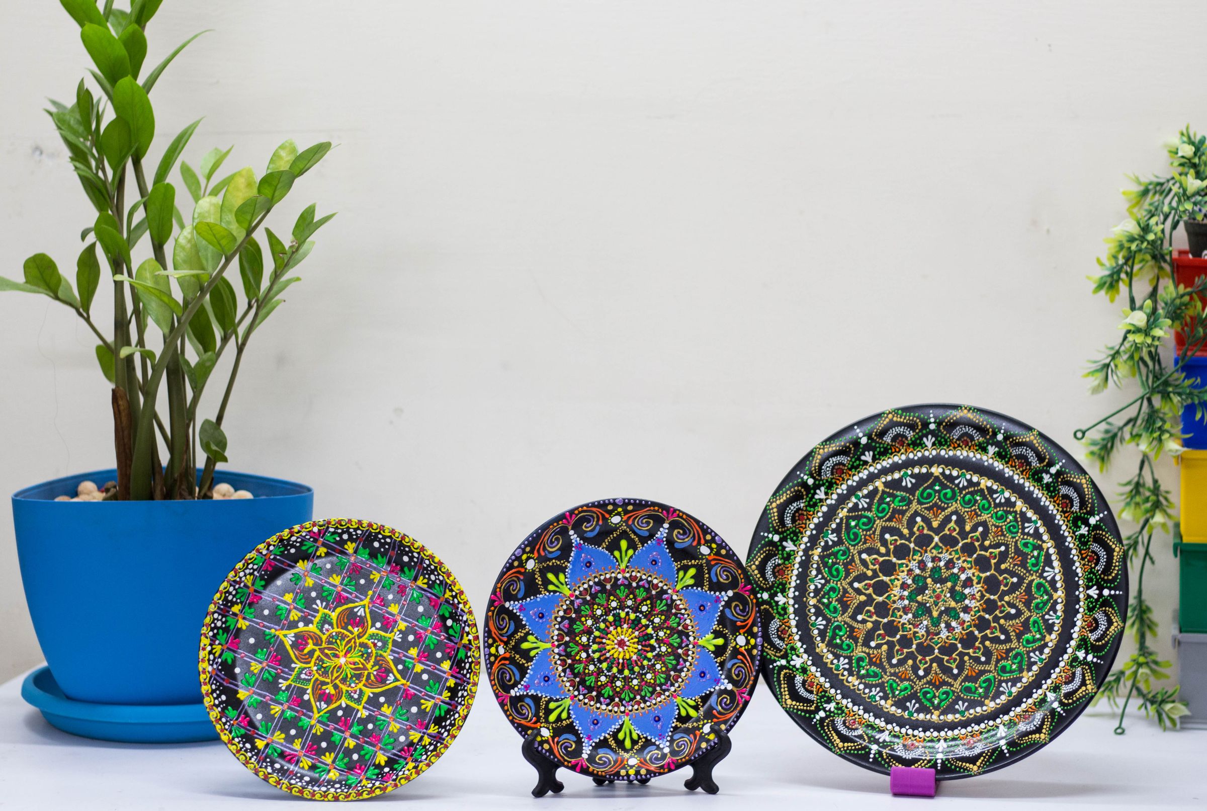 Turn Your Old Plates to Decorative Plates : 9 Steps (with Pictures ...