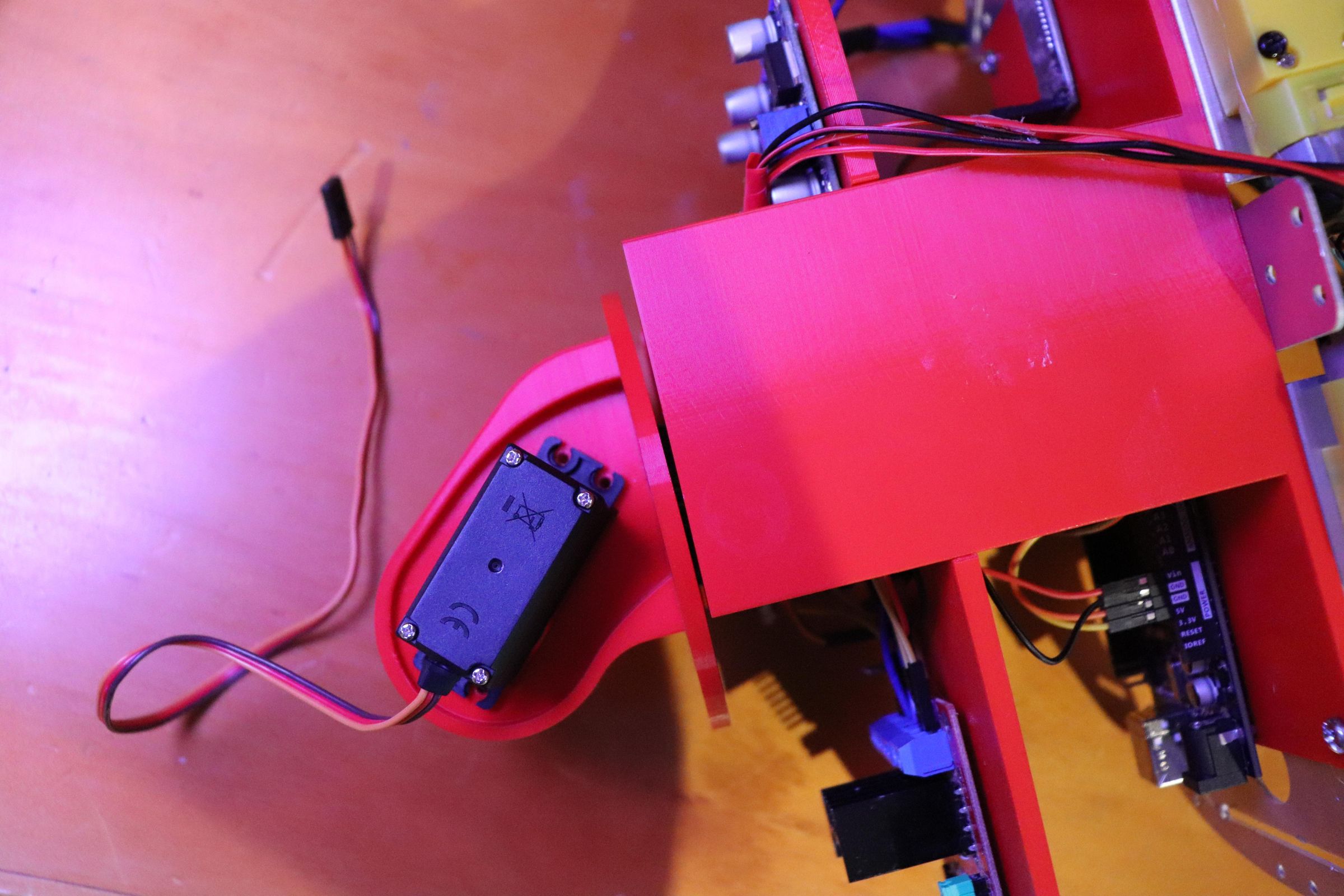 Bluetooth Controlled Claw Robot : 20 Steps (with Pictures) - Instructables