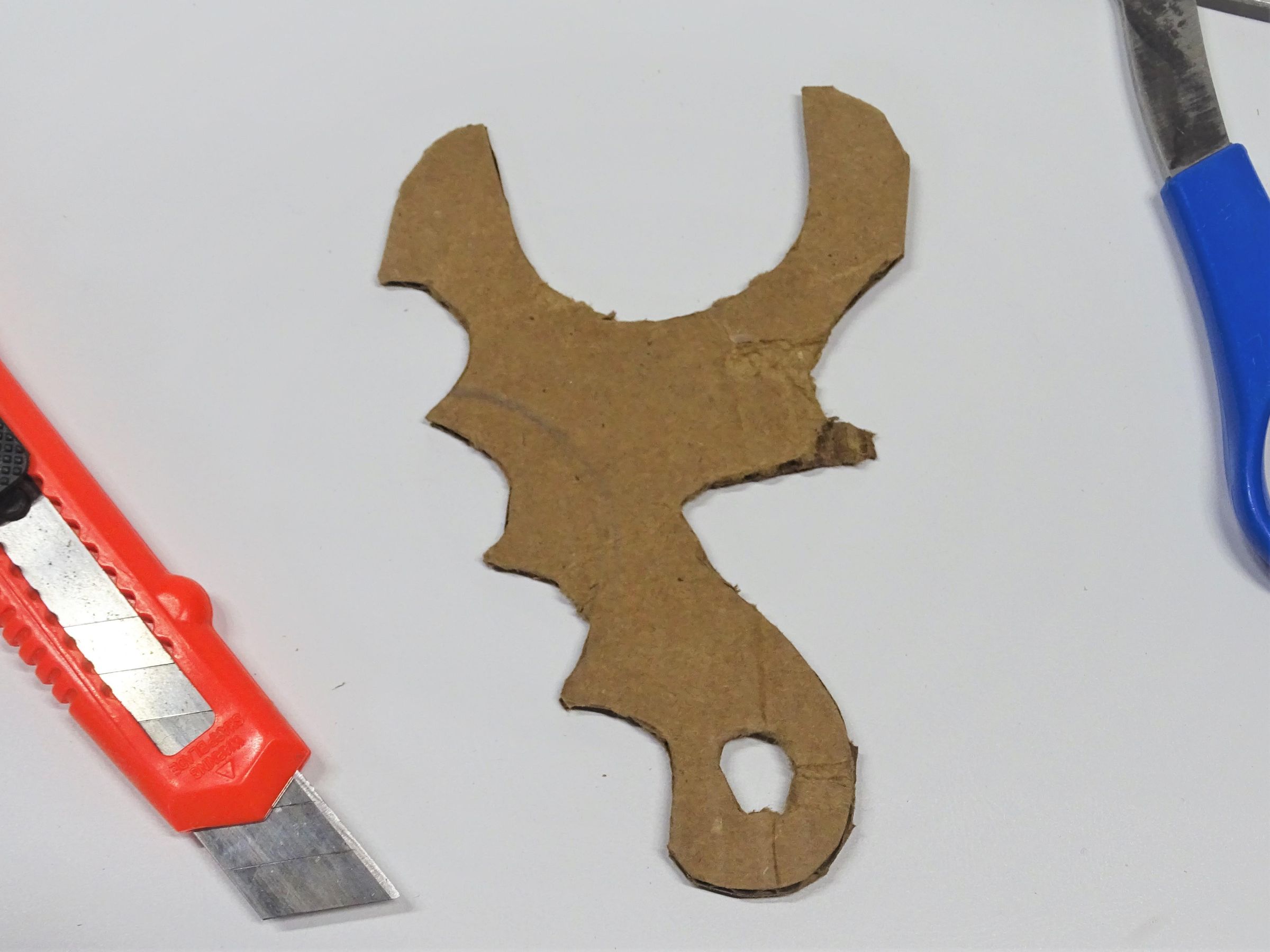 THE SALVAGED SLINGER SLINGSHOT : 5 Steps - Instructables