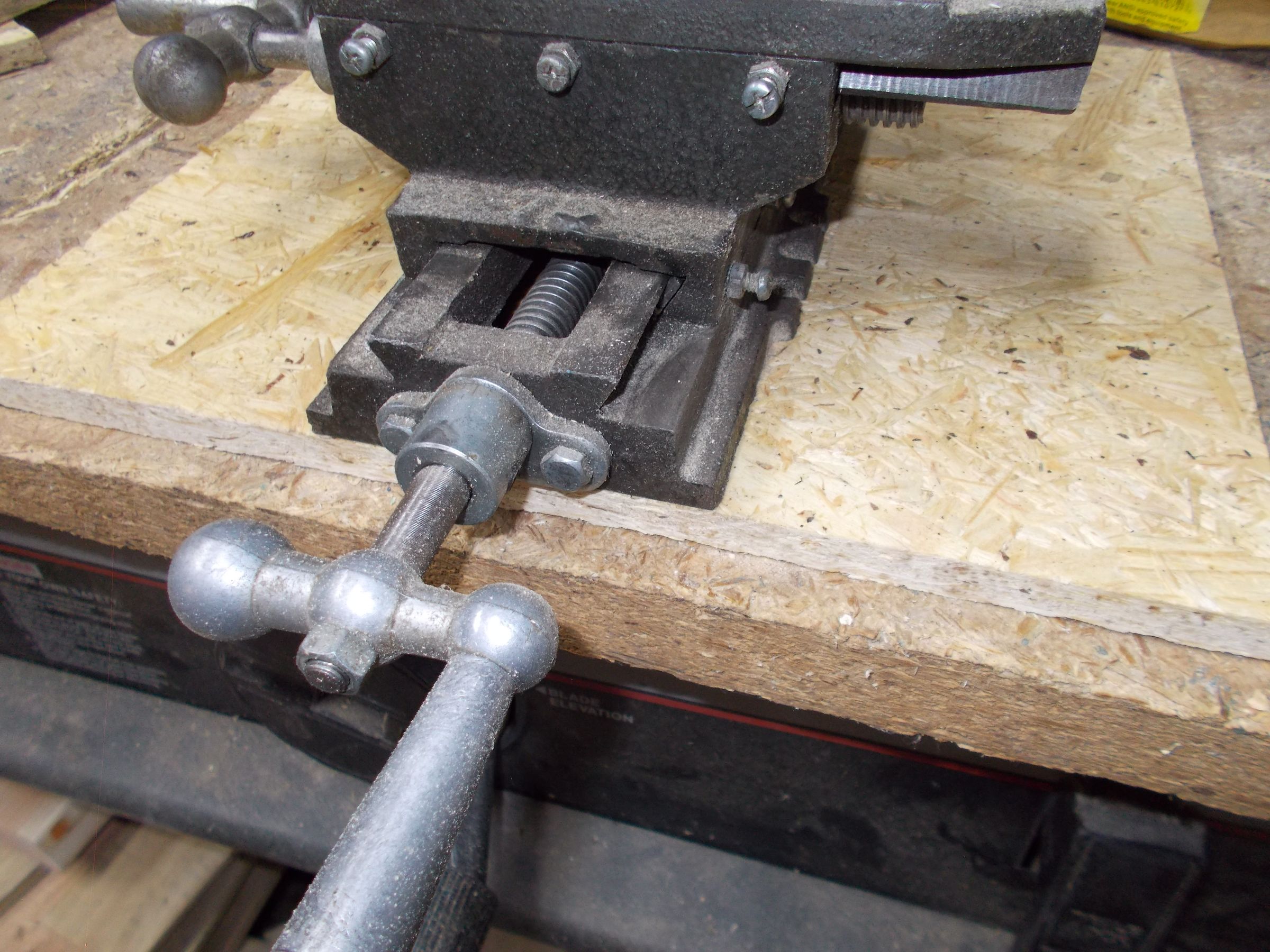 Shopsmith Crossfeed Drill Press Vice Mount : 9 Steps - Instructables