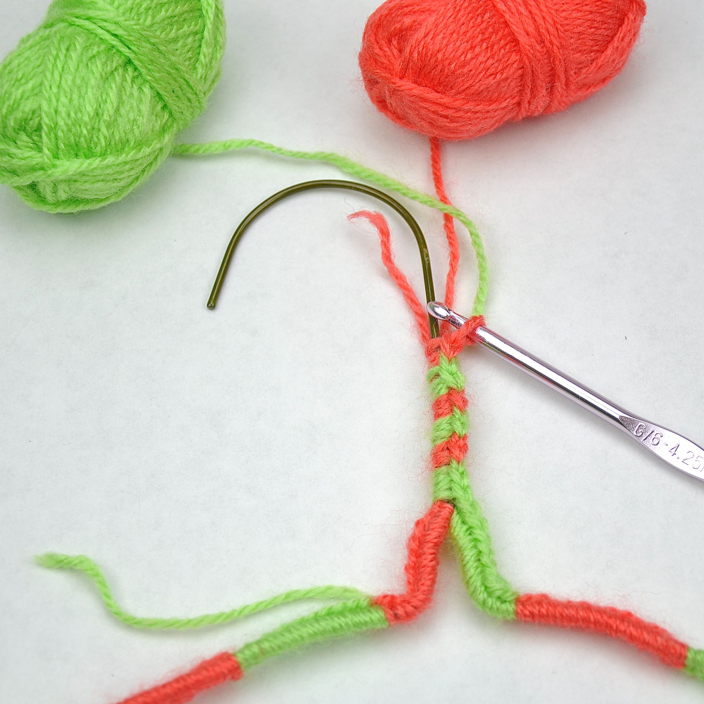 Yarn Covered Hangers : 4 Steps (with Pictures) - Instructables