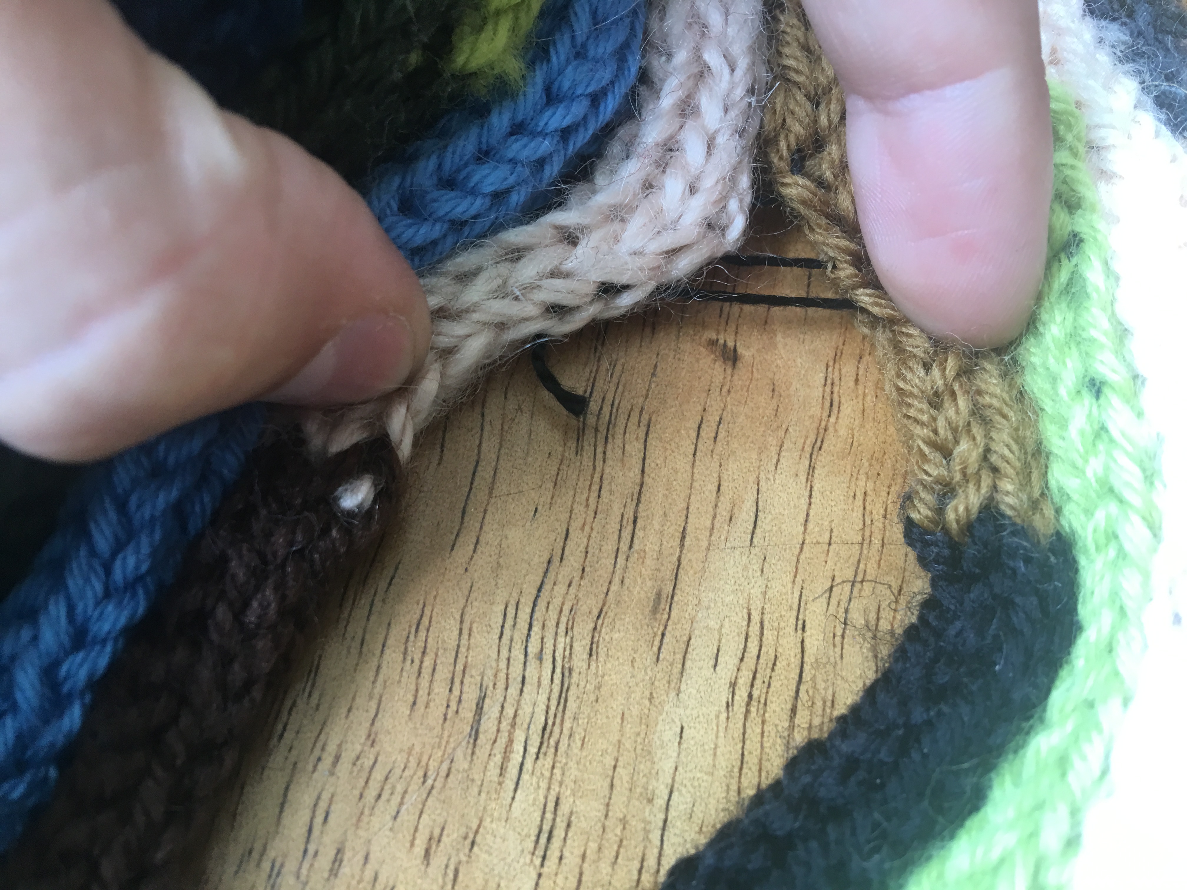 How to French Knit a Rug : 11 Steps (with Pictures) - Instructables