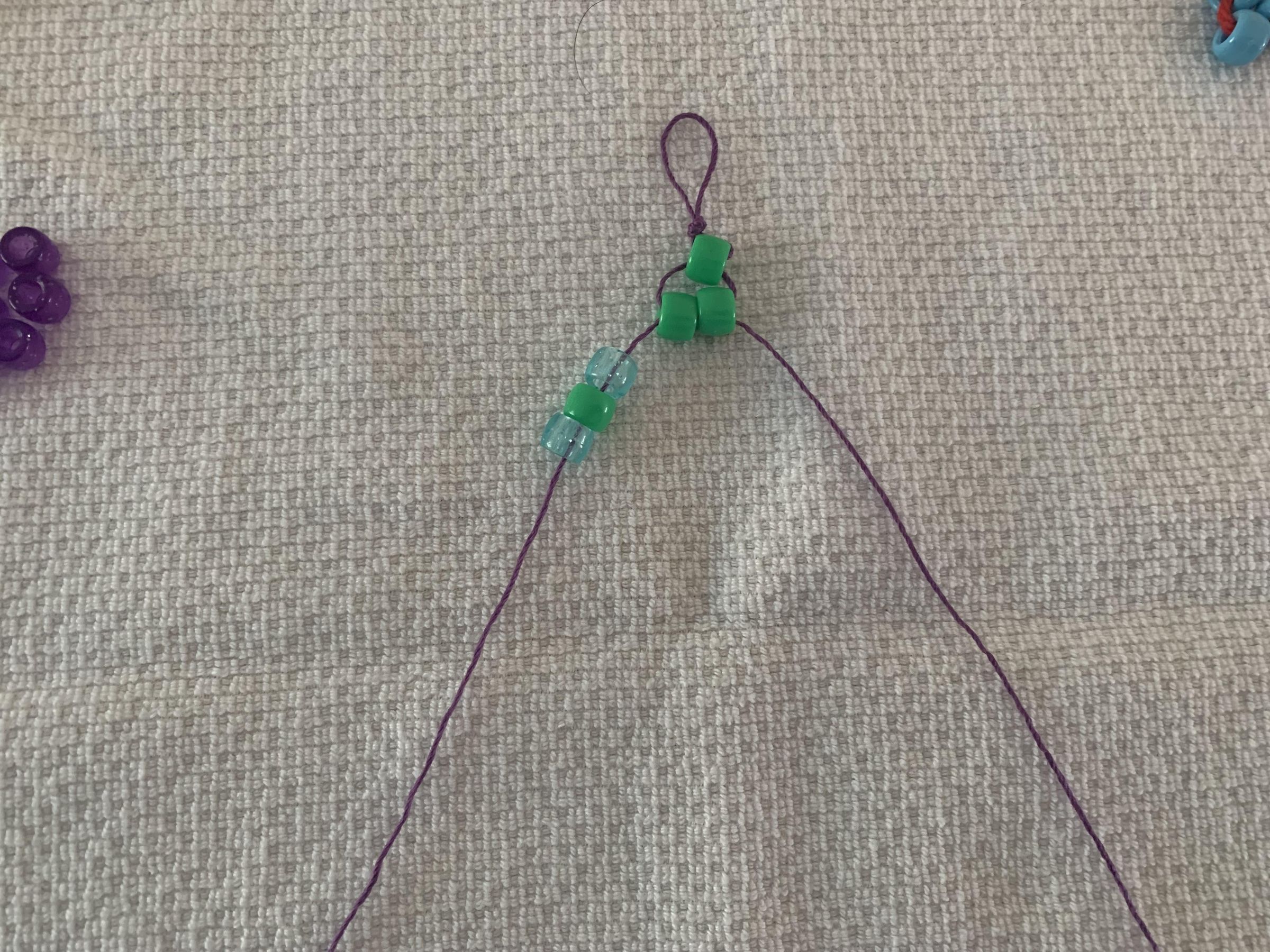 Pony Bead Lizard : 6 Steps (with Pictures) - Instructables