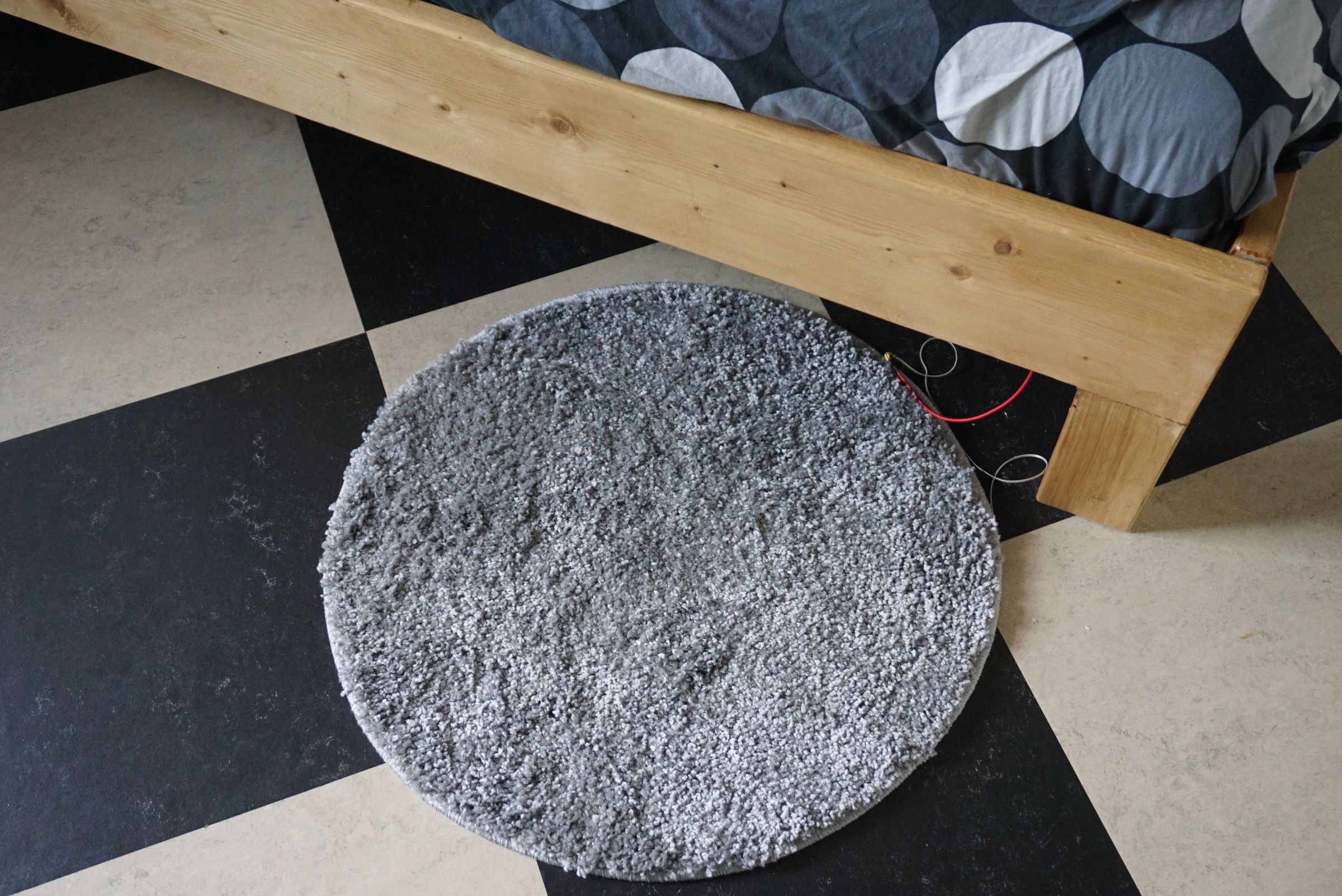 Pressure Sensitive Floor Mat Sensor : 9 Steps (with Pictures ...