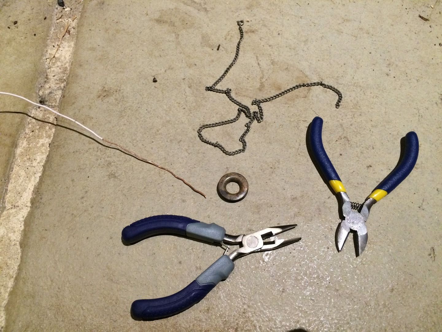 Patriotic Flag Grommet Necklace : 5 Steps (with Pictures) - Instructables