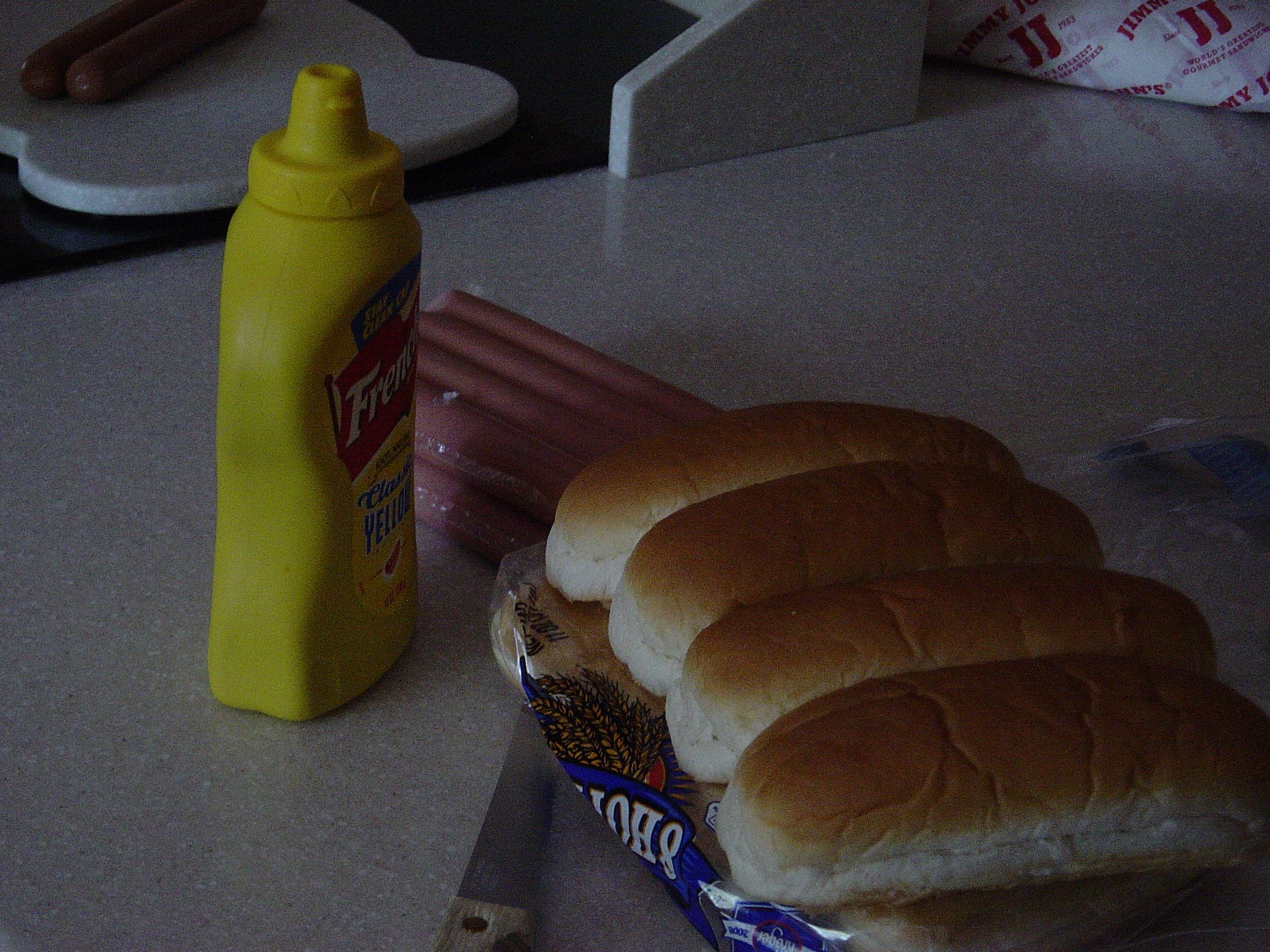 The World's Best Hot Dog : Cooking With Robot : 6 Steps - Instructables