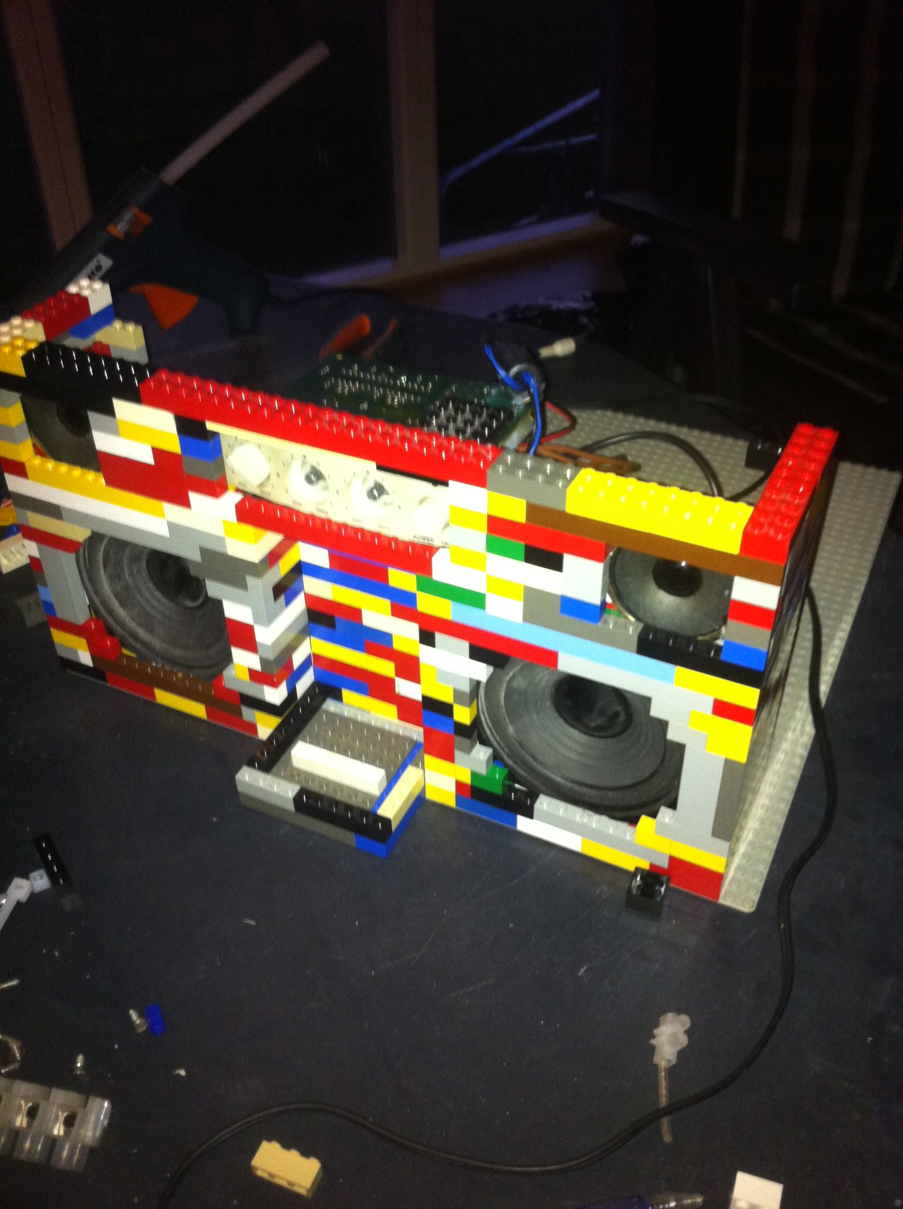 Lego Real Stereo! : 14 Steps (with Pictures) - Instructables