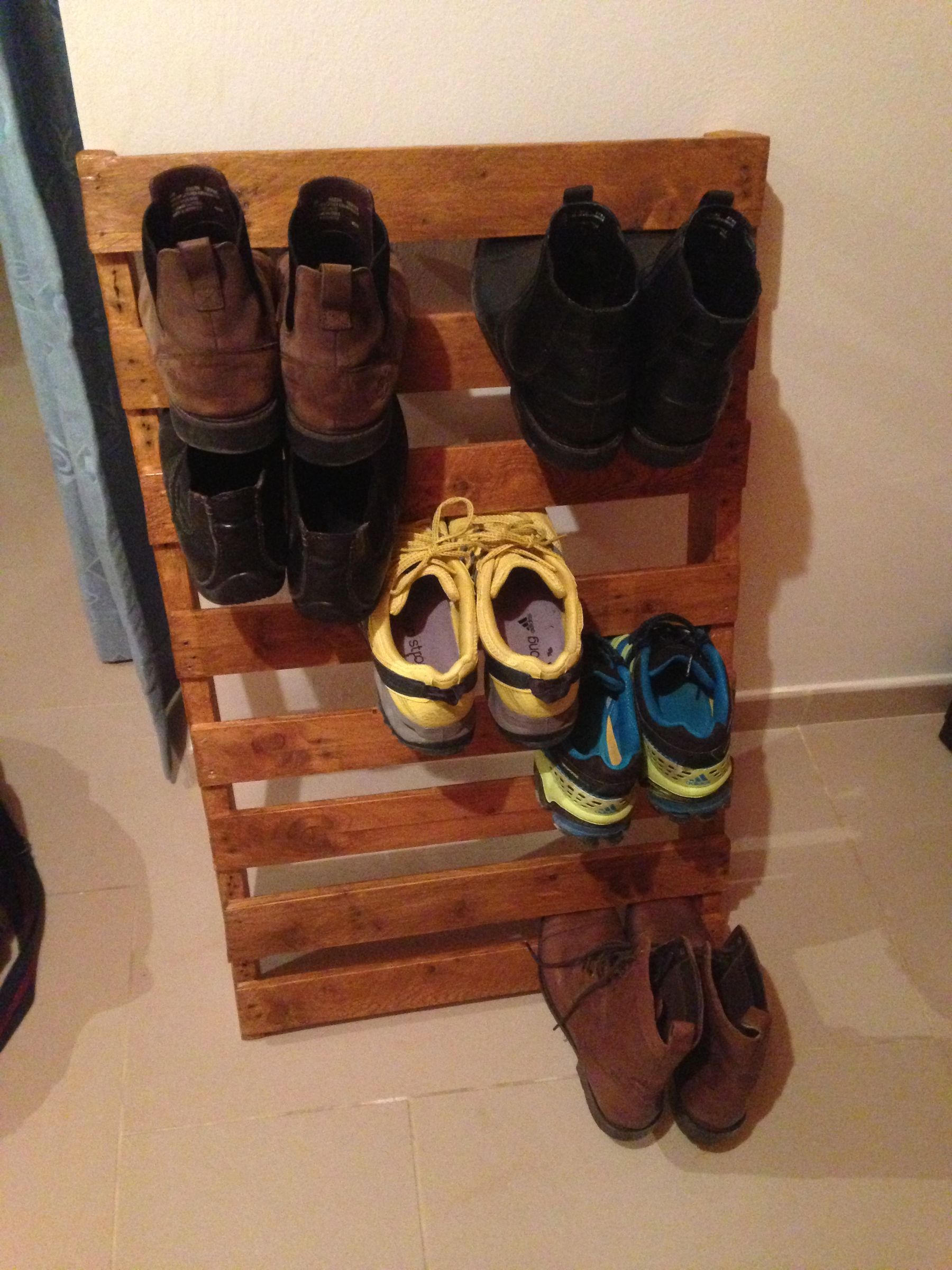 Easy Shoe Rack Made From Pallets for My Attic : 5 Steps (with Pictures ...