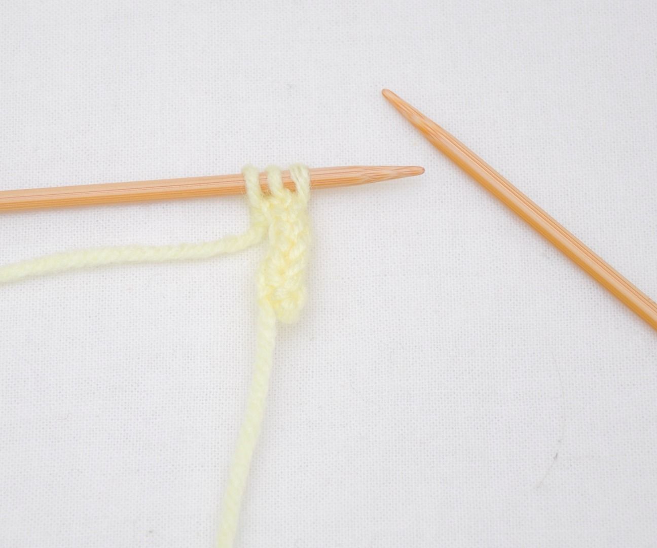 Spaghetti and Meatball Knit Scarf : 9 Steps (with Pictures) - Instructables