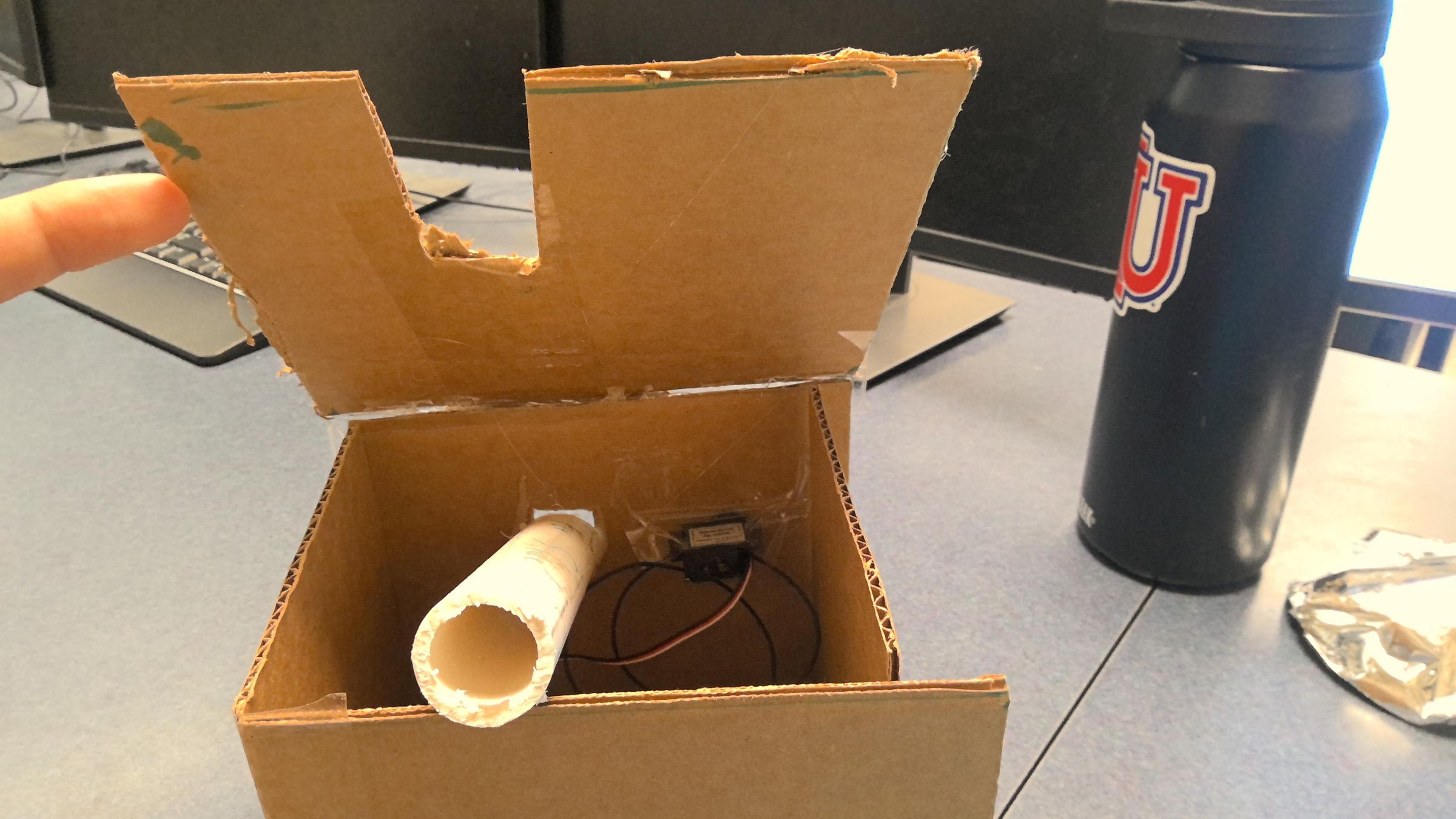 Dog Feeder : 6 Steps - Instructables