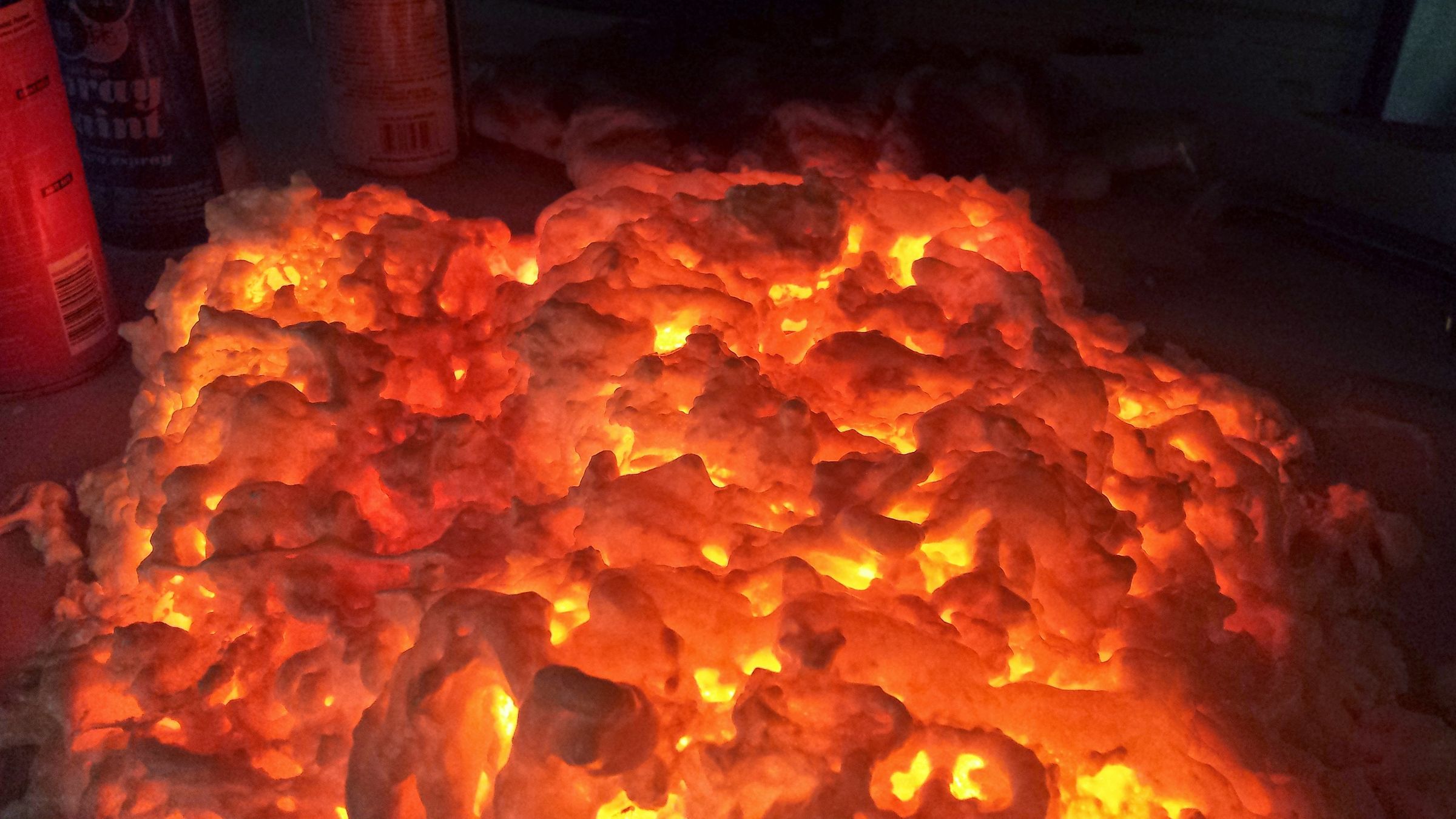 Burnt Corpse / Burning Embers Halloween Prop : 7 Steps - Instructables